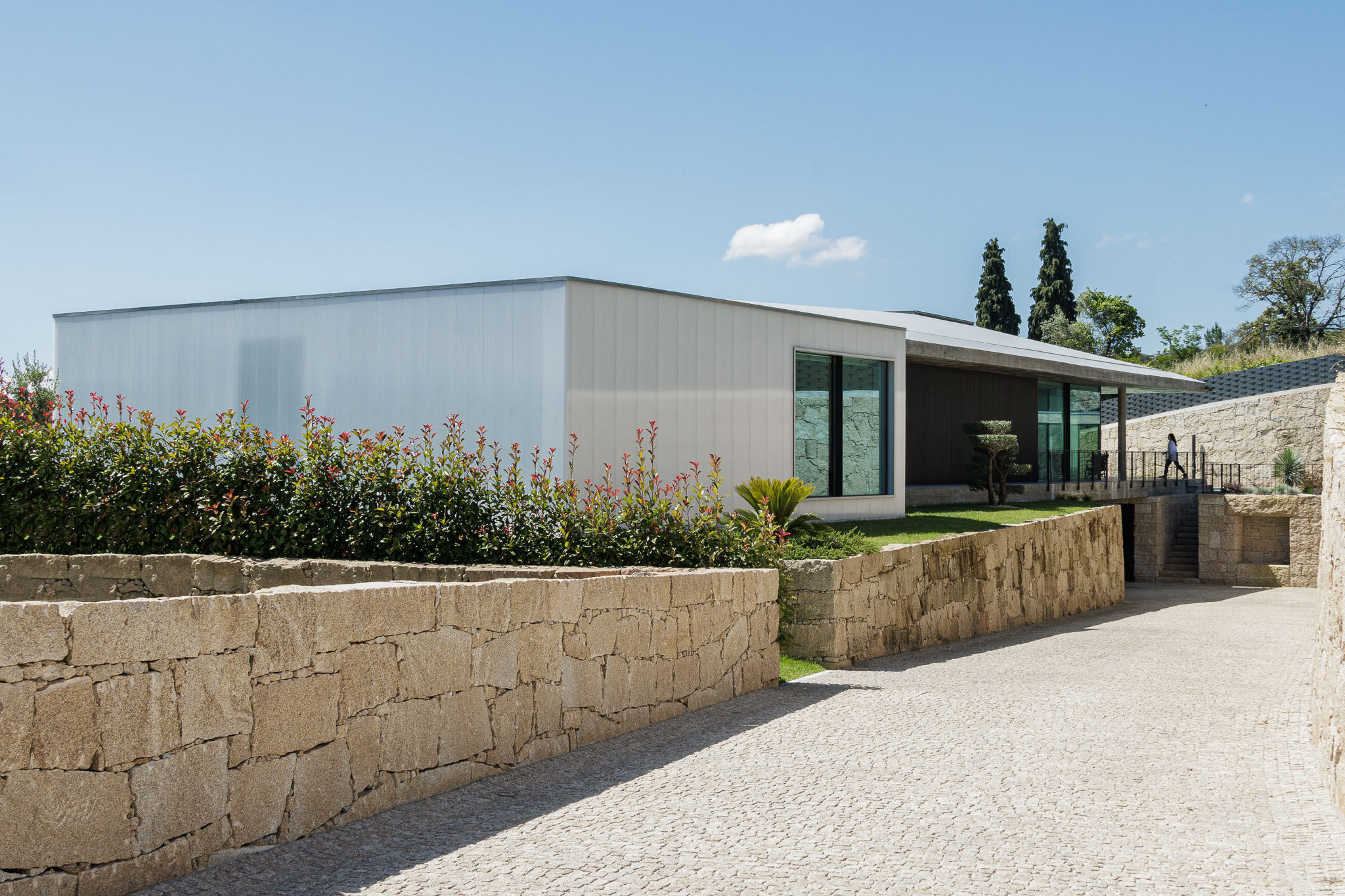 Gallery of Ponte House | stu.dere - Architecture & Design Studio ...