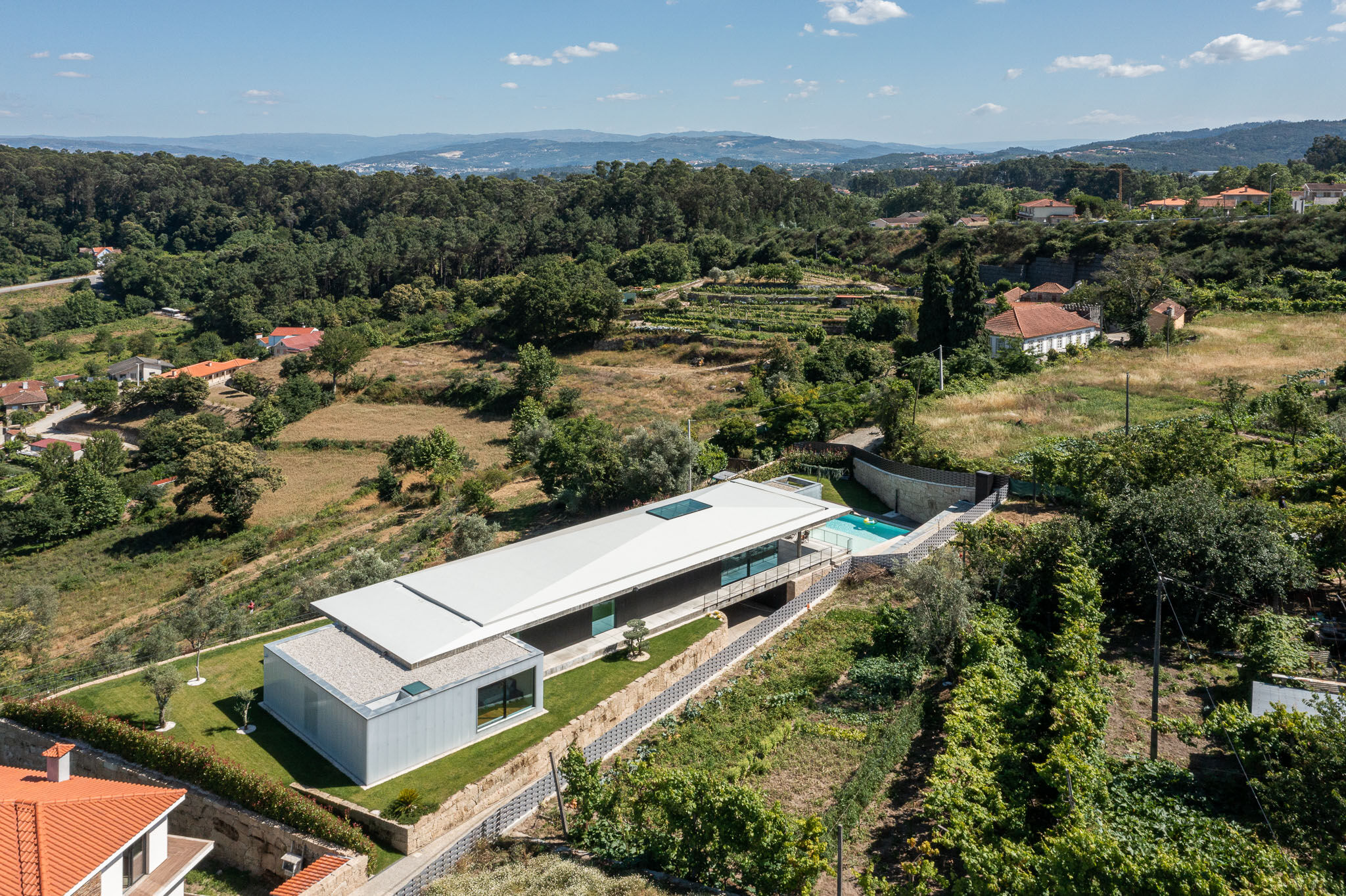 Gallery of Ponte House | stu.dere - Architecture & Design Studio ...