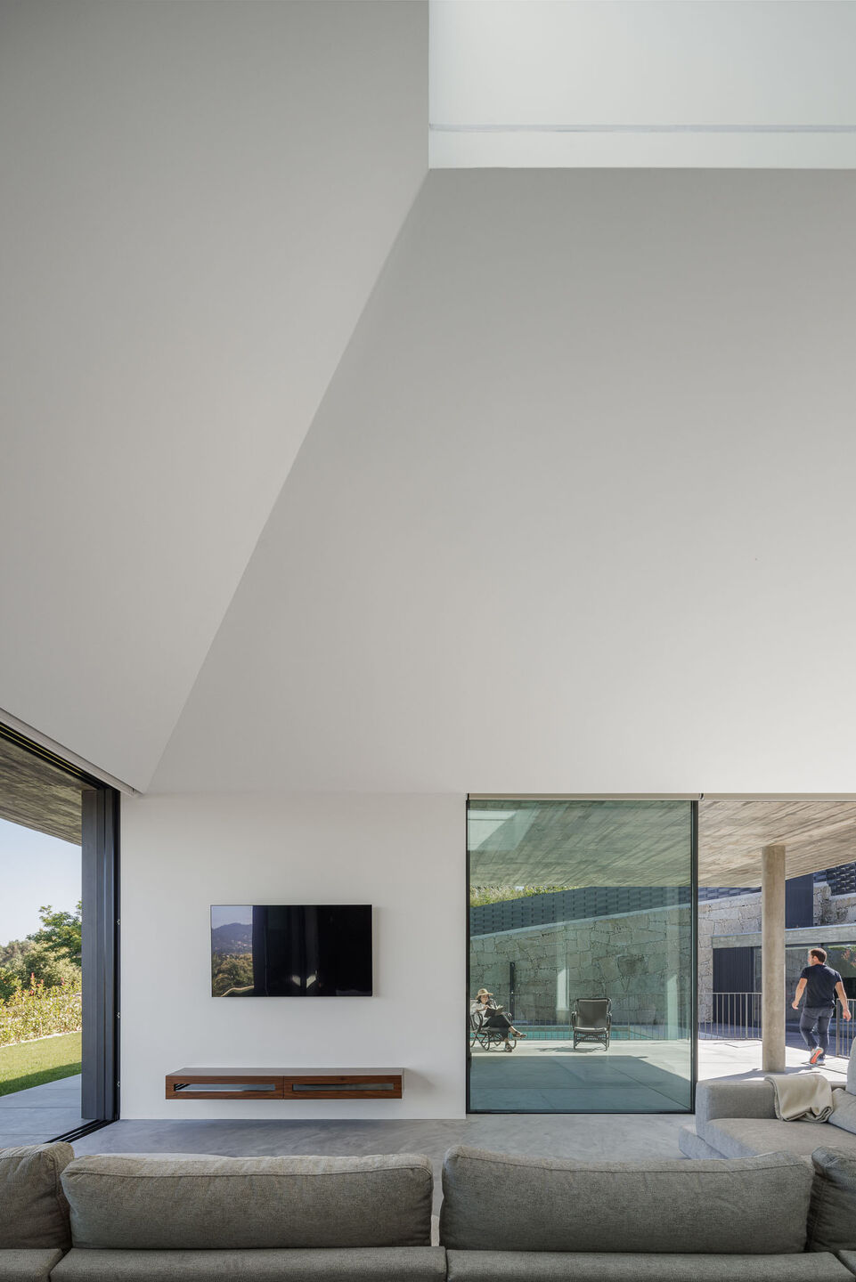 Gallery of Ponte House | stu.dere - Architecture & Design Studio ...