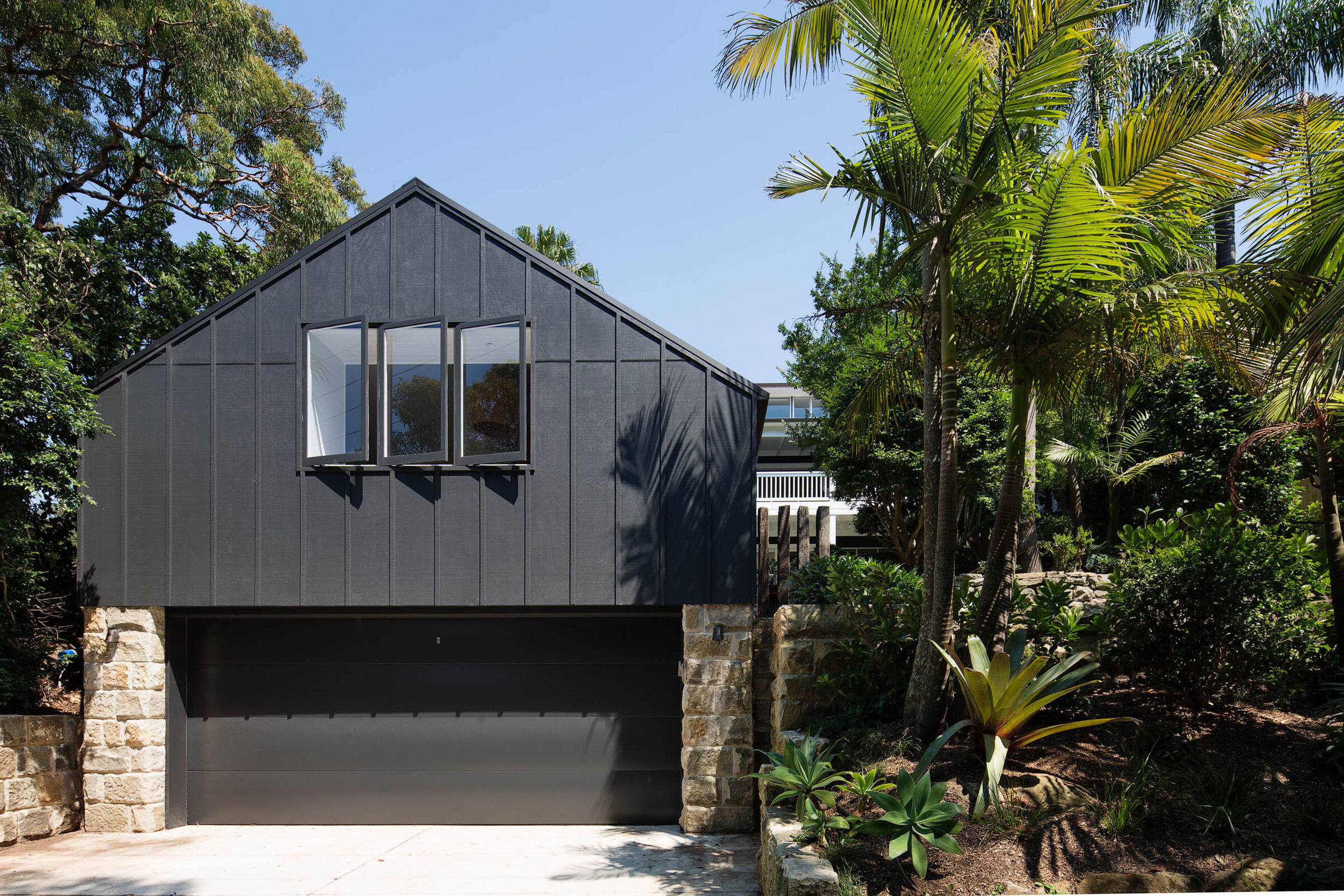 Bellevue Small | Rama Architects | Archello