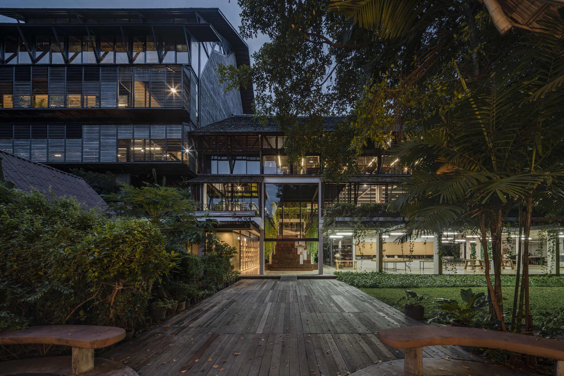 Rabindhorn Building | Arsomslip Community and Environmental Architect ...