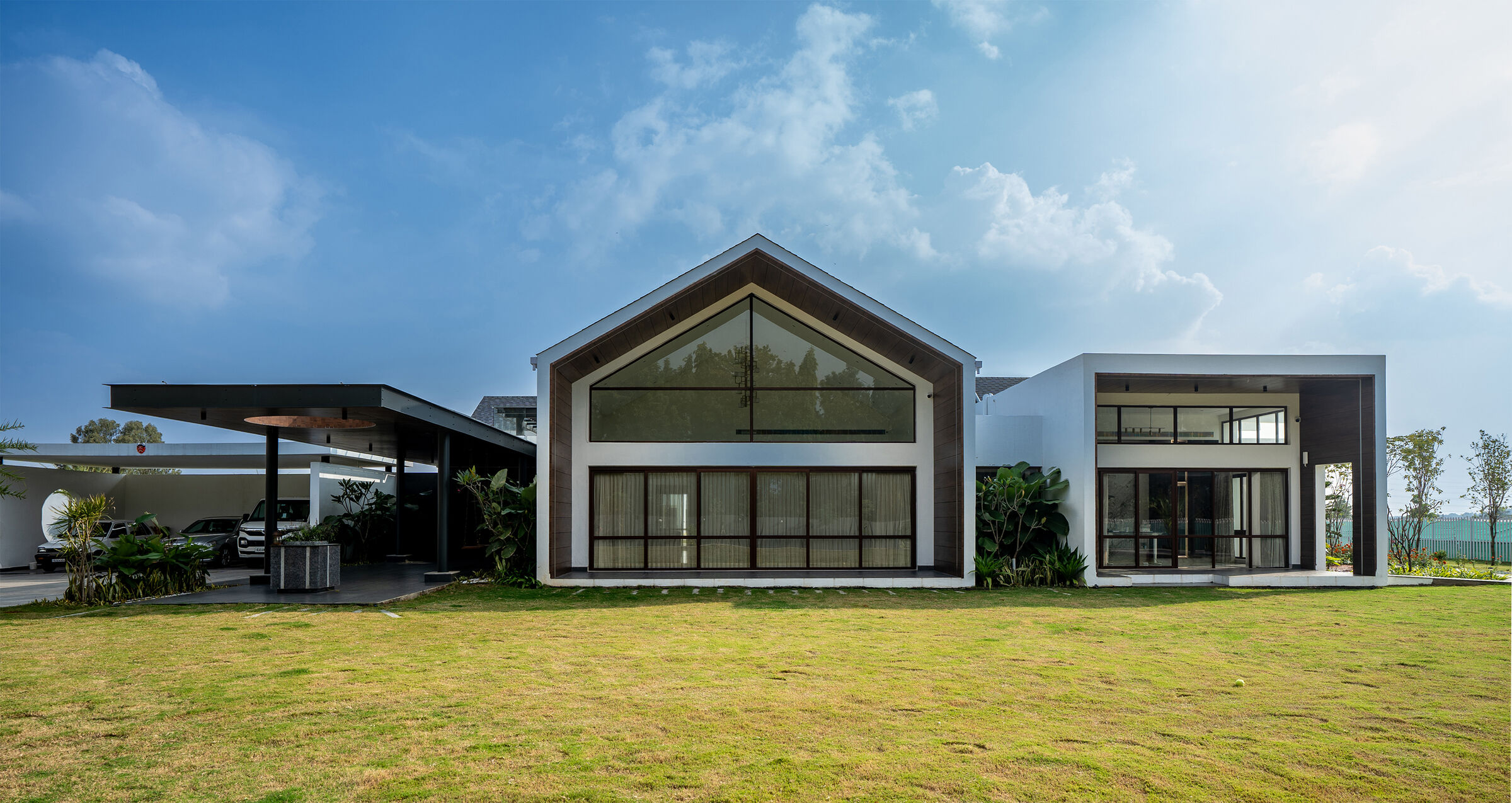 The MRNM House | nuemorph | Archello