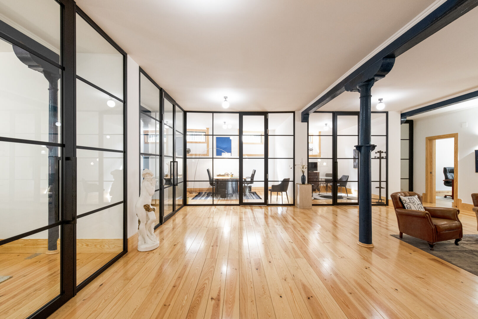 J‘Slim - single-glazed, frameless partitions by Jansen Wall Solutions ...