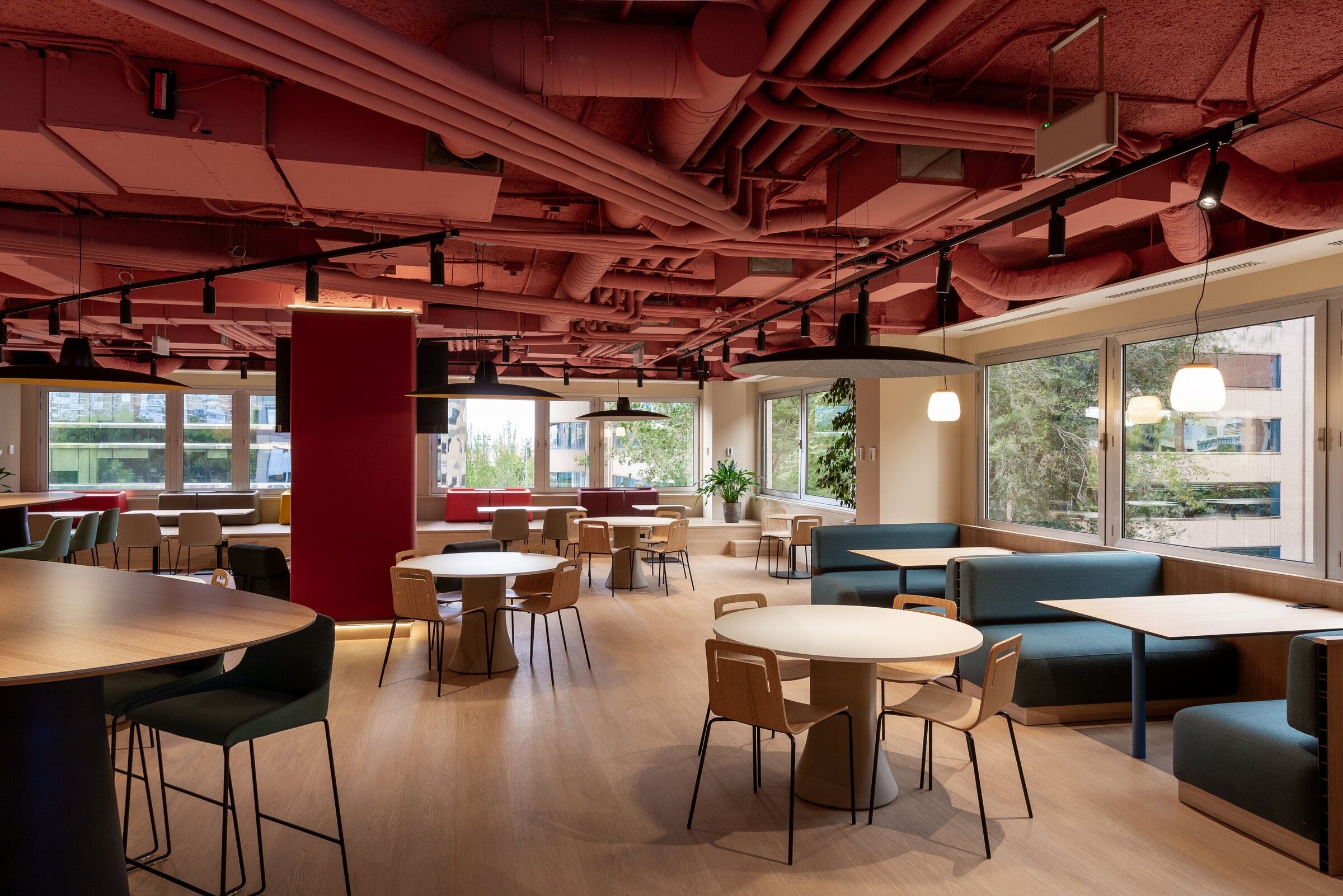 Testa HQ | Stone Designs | Archello