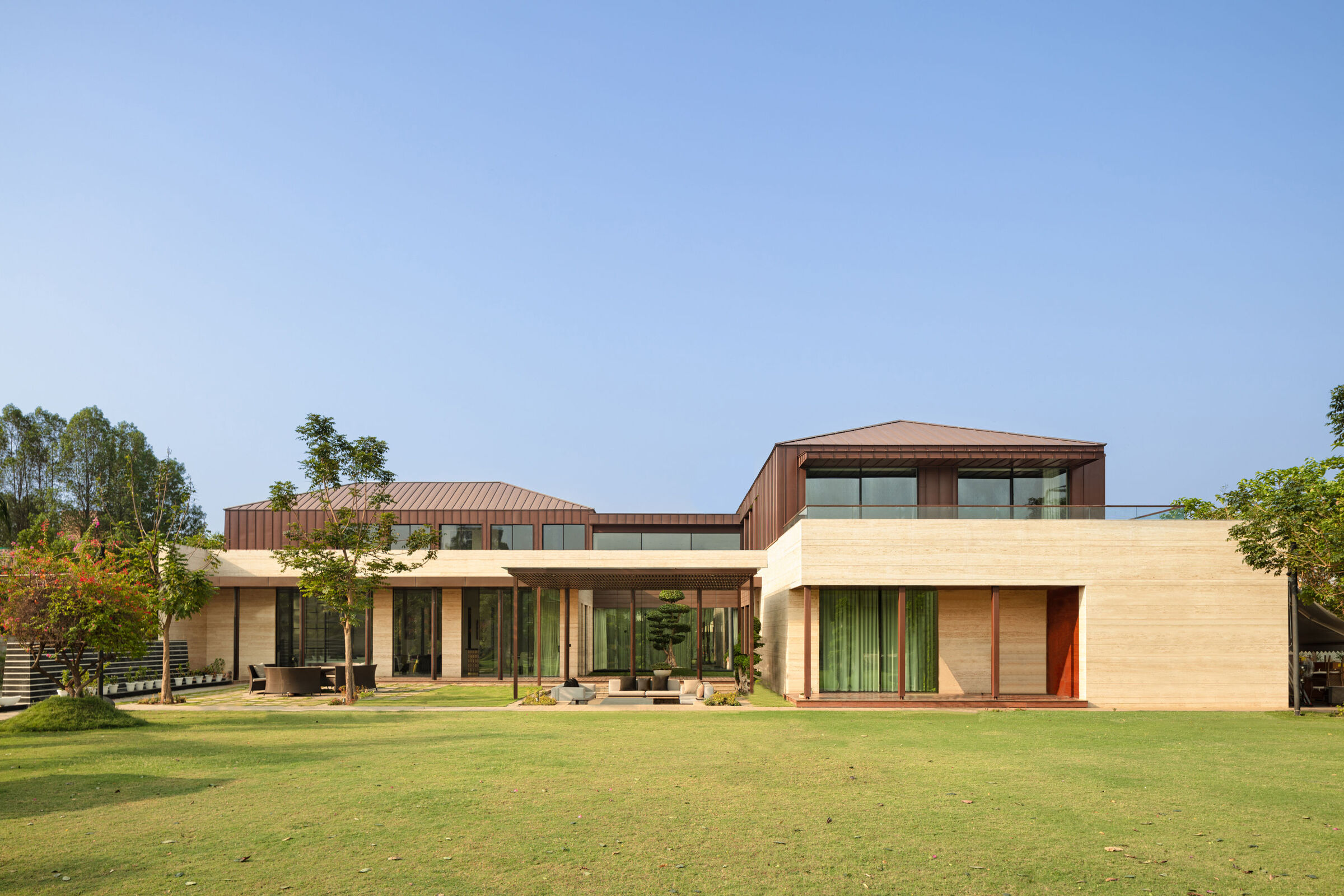 The Quadrant House | Studio Lotus | Archello