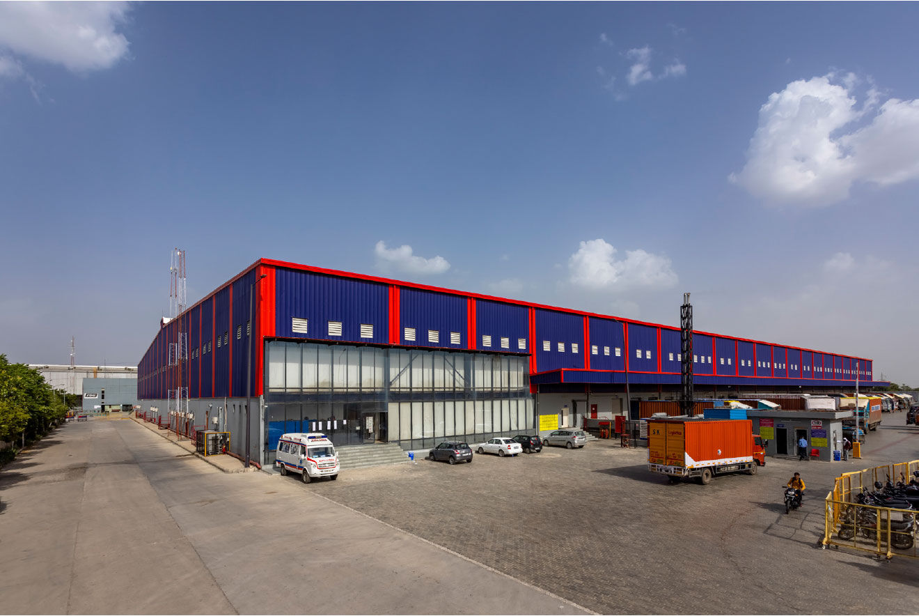 Vertical Logistic Park | cem engineers | Archello