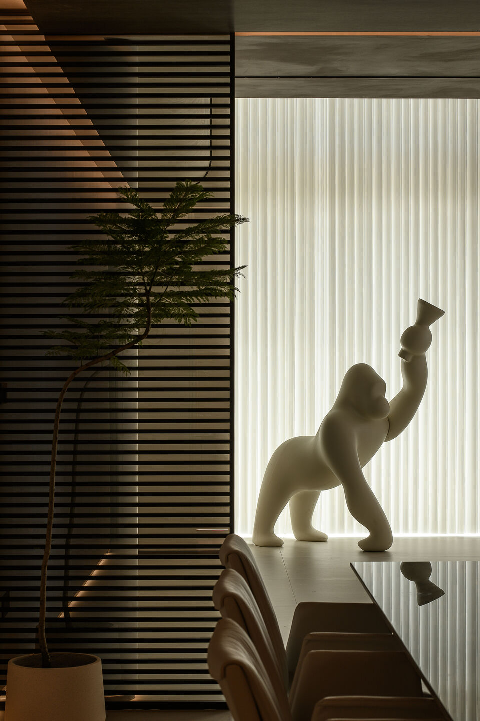 Gallery of Living on the riverbank by YUE Design | YUE Design | Media - 33