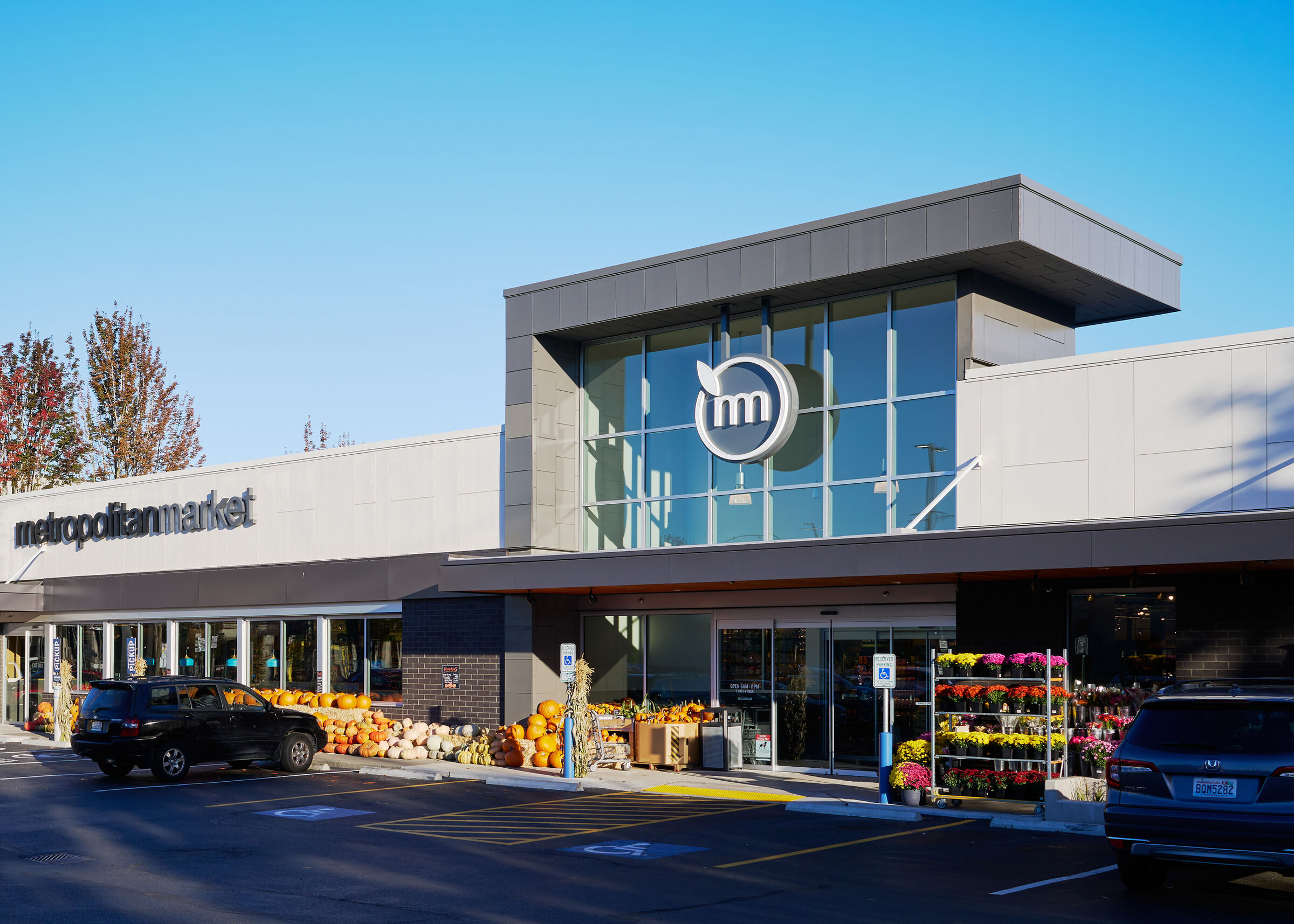 Gallery of Metropolitan Market Crown Hill | Cushing Terrell | Media - 1