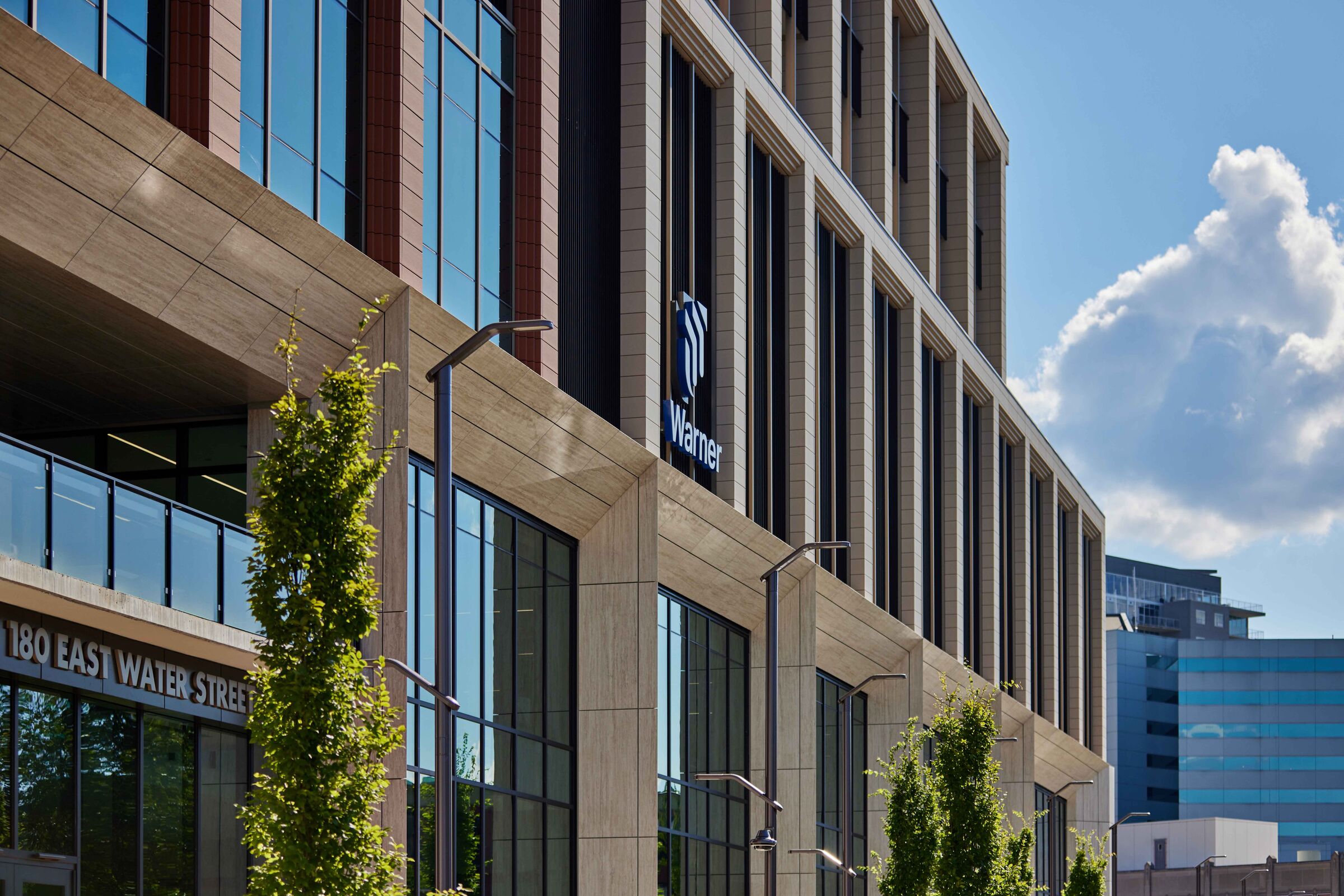 Warner Building and Haymarket Plaza | Landscape Forms | Archello