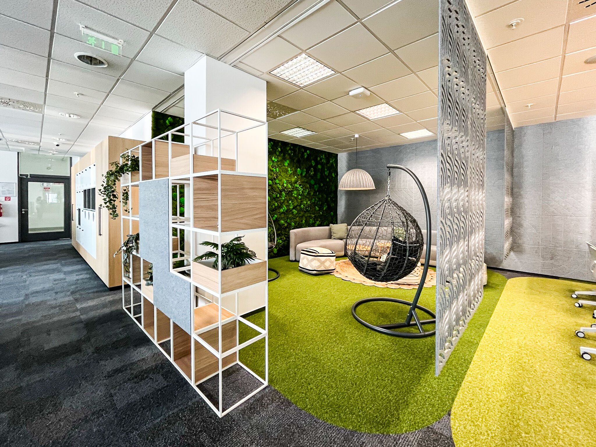 Dell Office Bratislava | GRID System | Archello