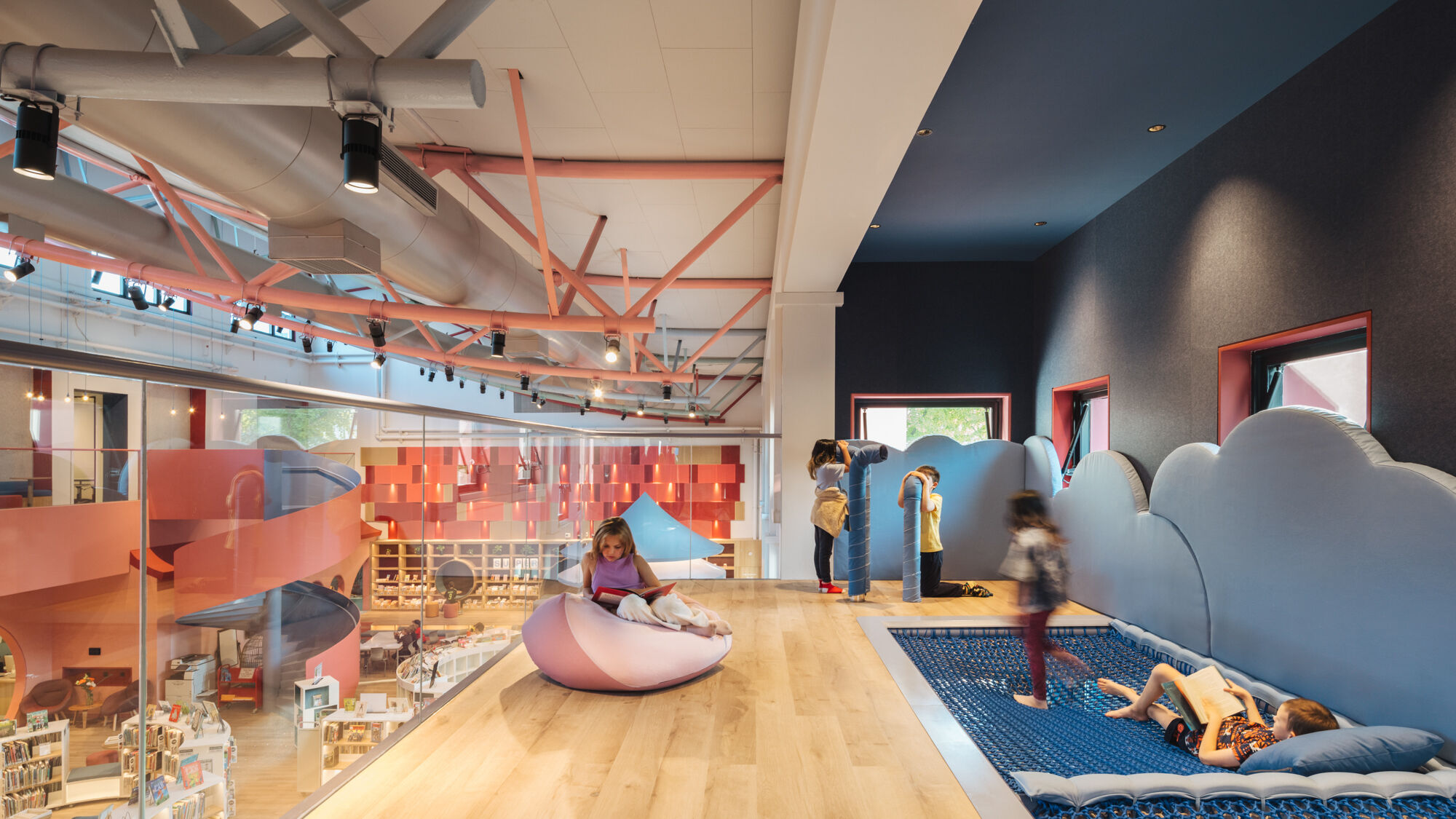 Western Academy of Beijing - ESLibrary | studio vapore | Archello