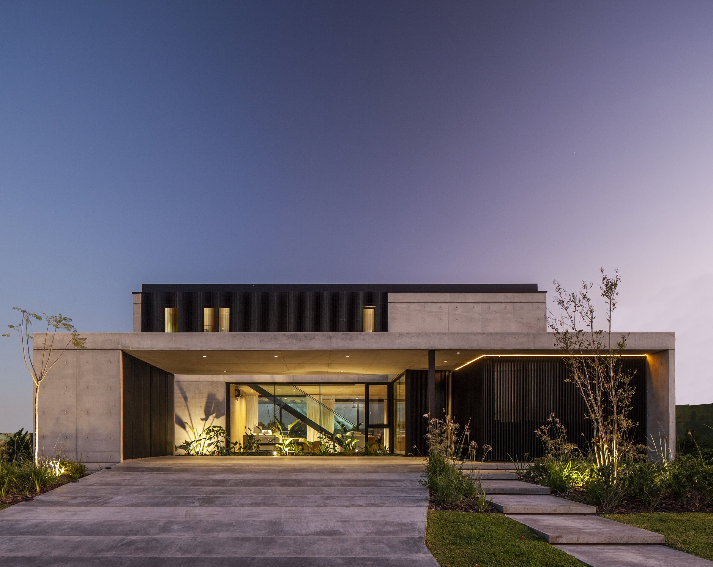 FELIX HOUSE | Estudio GMARQ (GOVETTO MANSILLA ARQUITECTOS) | Archello