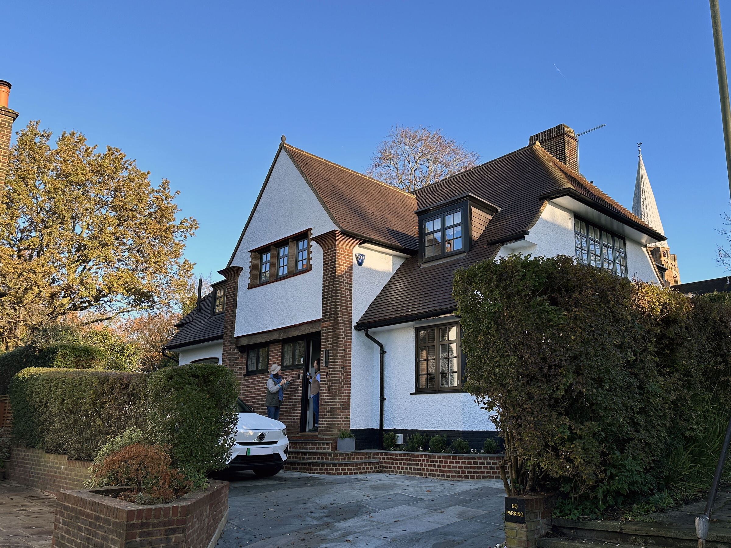 Hill Close | Square Feet Architects | Archello