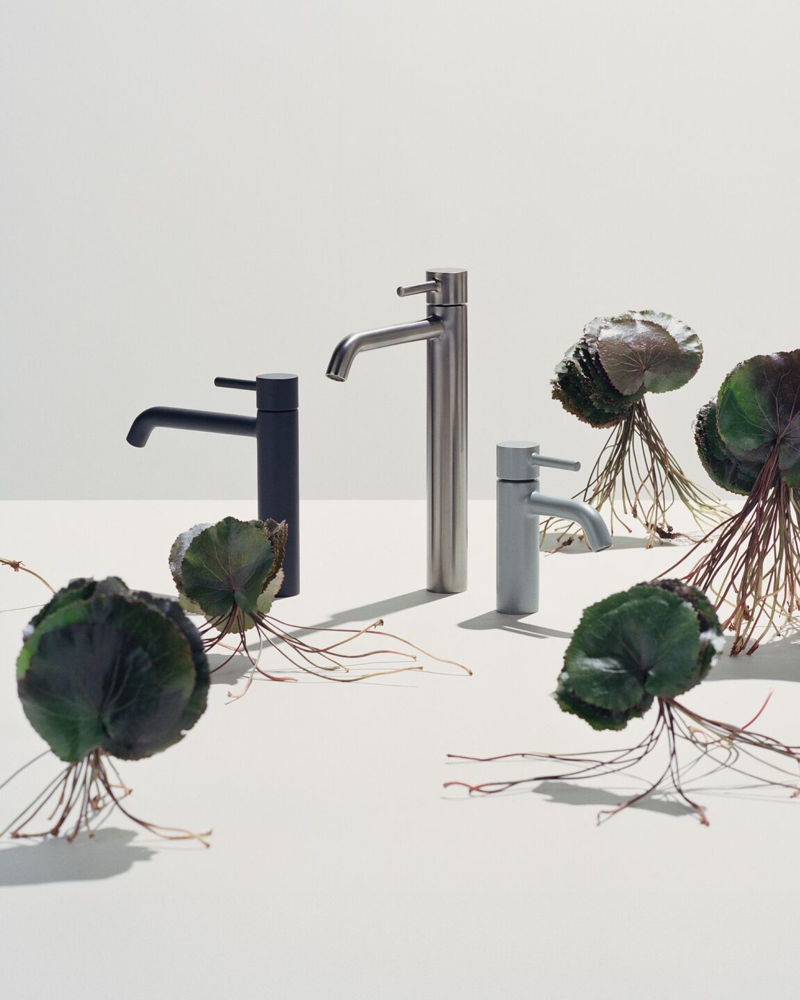 PAN S Collection of single-lever mixers or two handle faucets for the ...