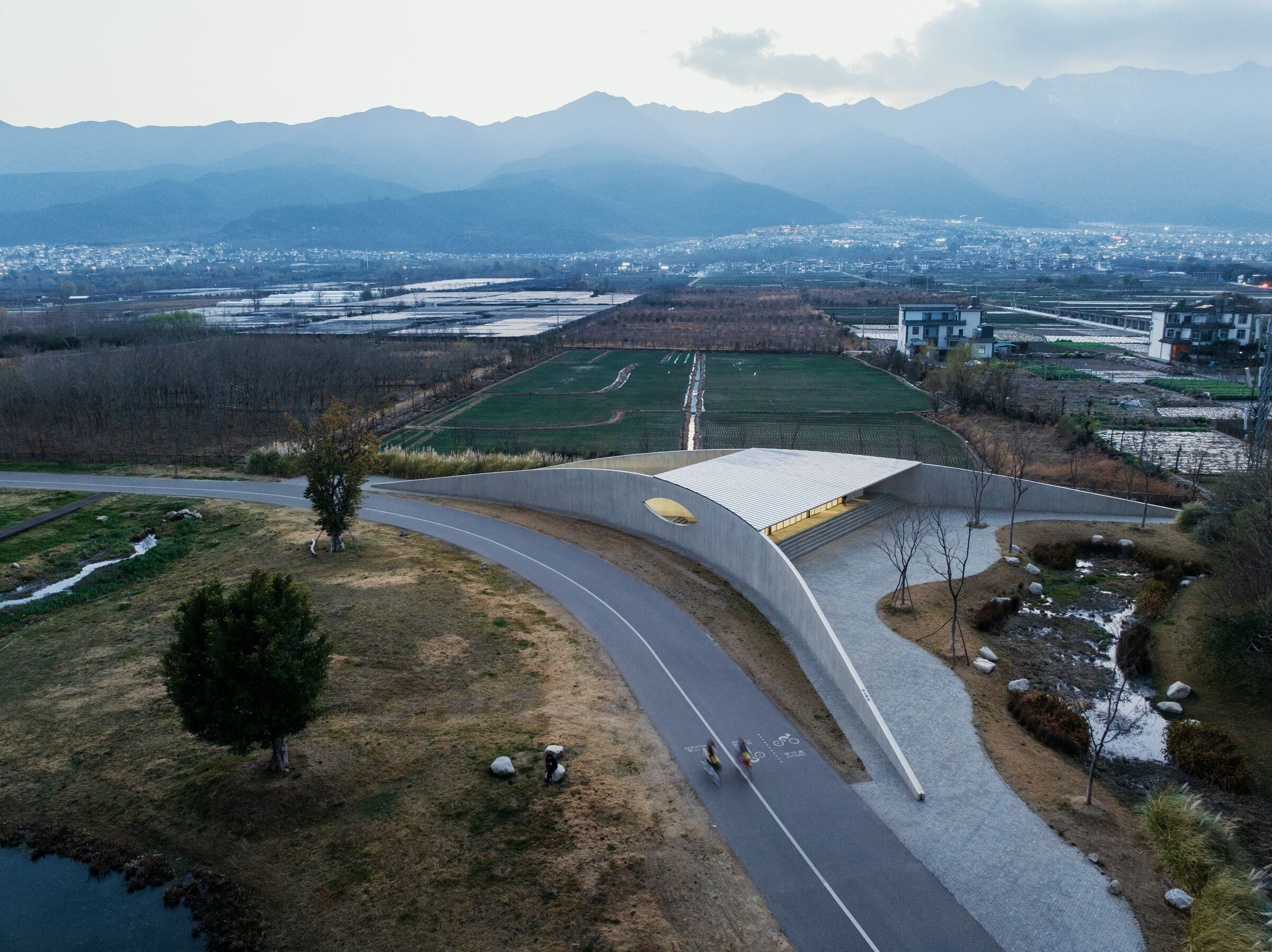 Dali Erhai Lake Ecological Service Station | Zhaoyang Architects | Archello