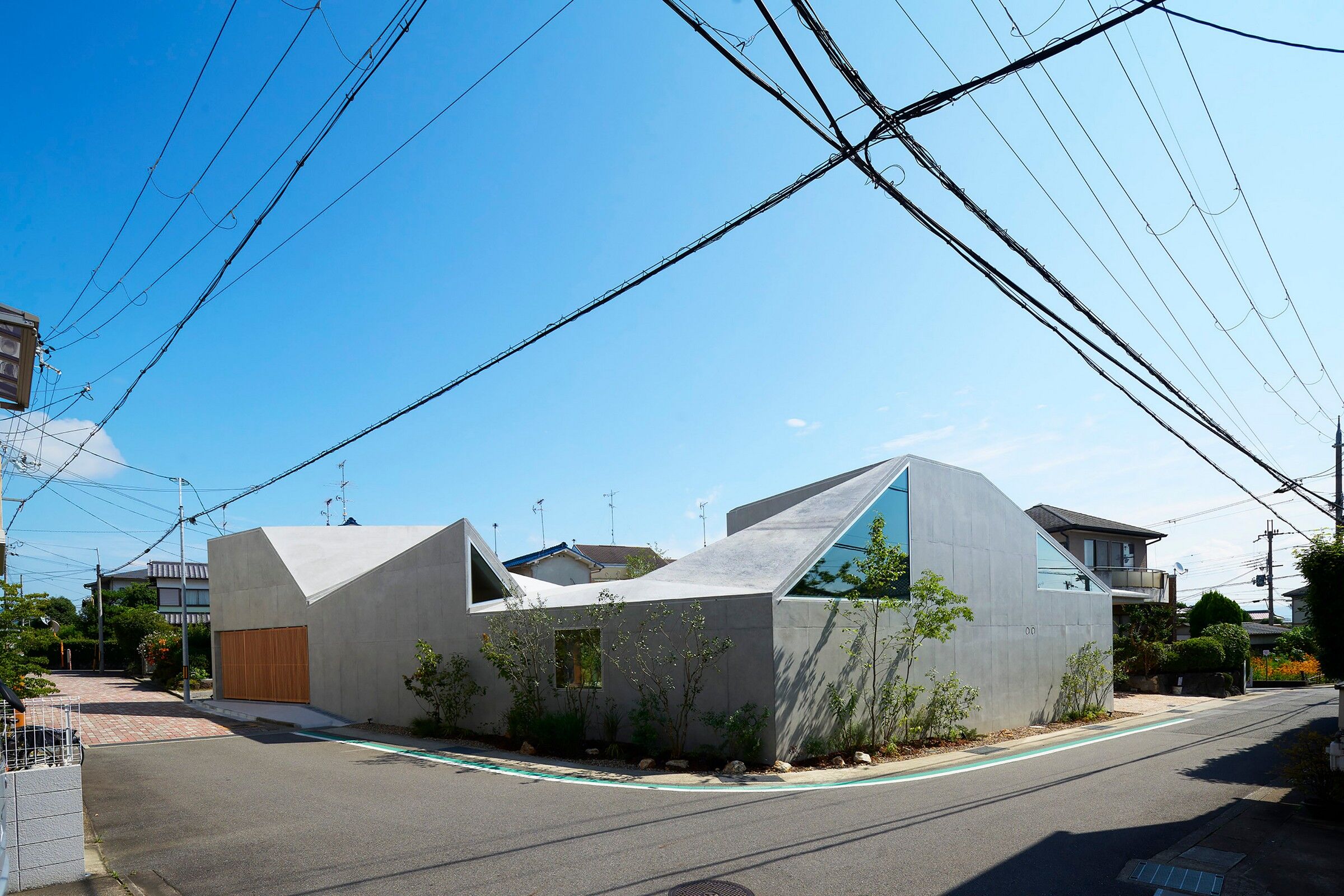 Hause in Muko | Tomohiro Hata Architect and Associates | Archello