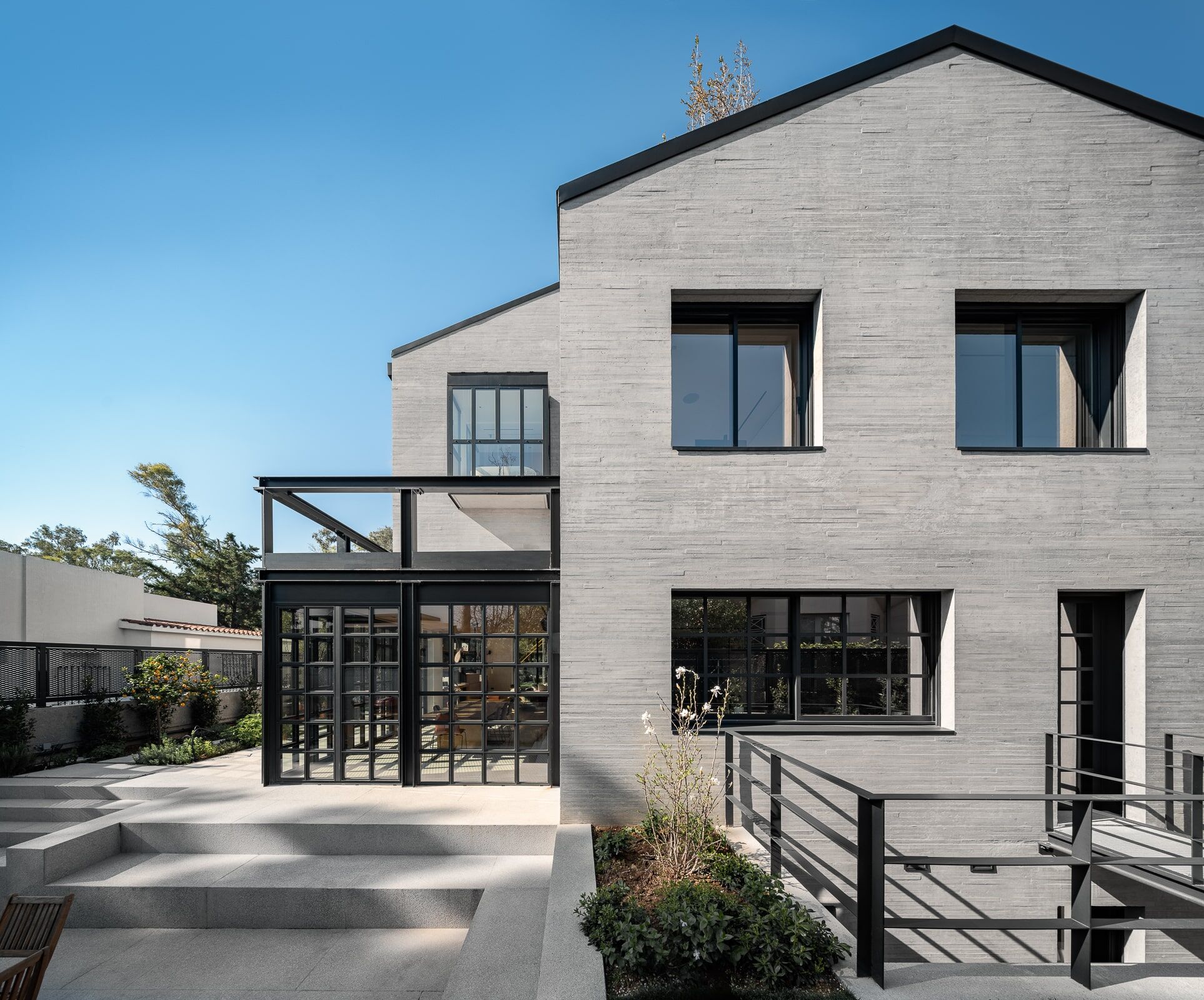 Gallery of SCALE HOUSE | Kipseli Architects | Media - 4