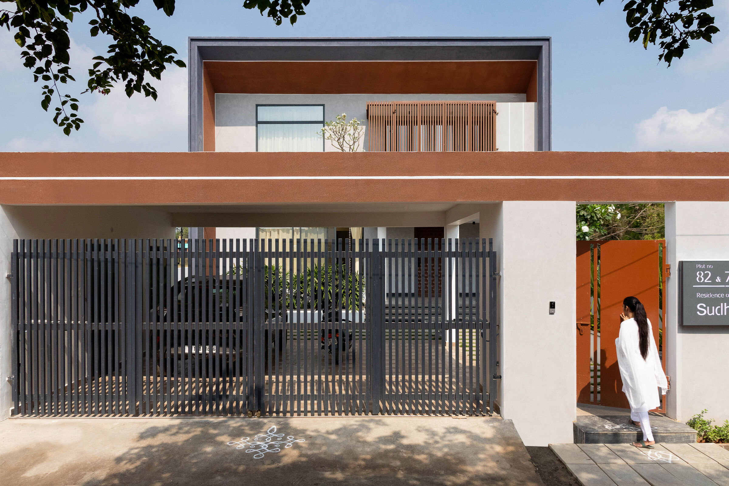 HOUSE OF FRAMES | STUDIO RIBA | Archello