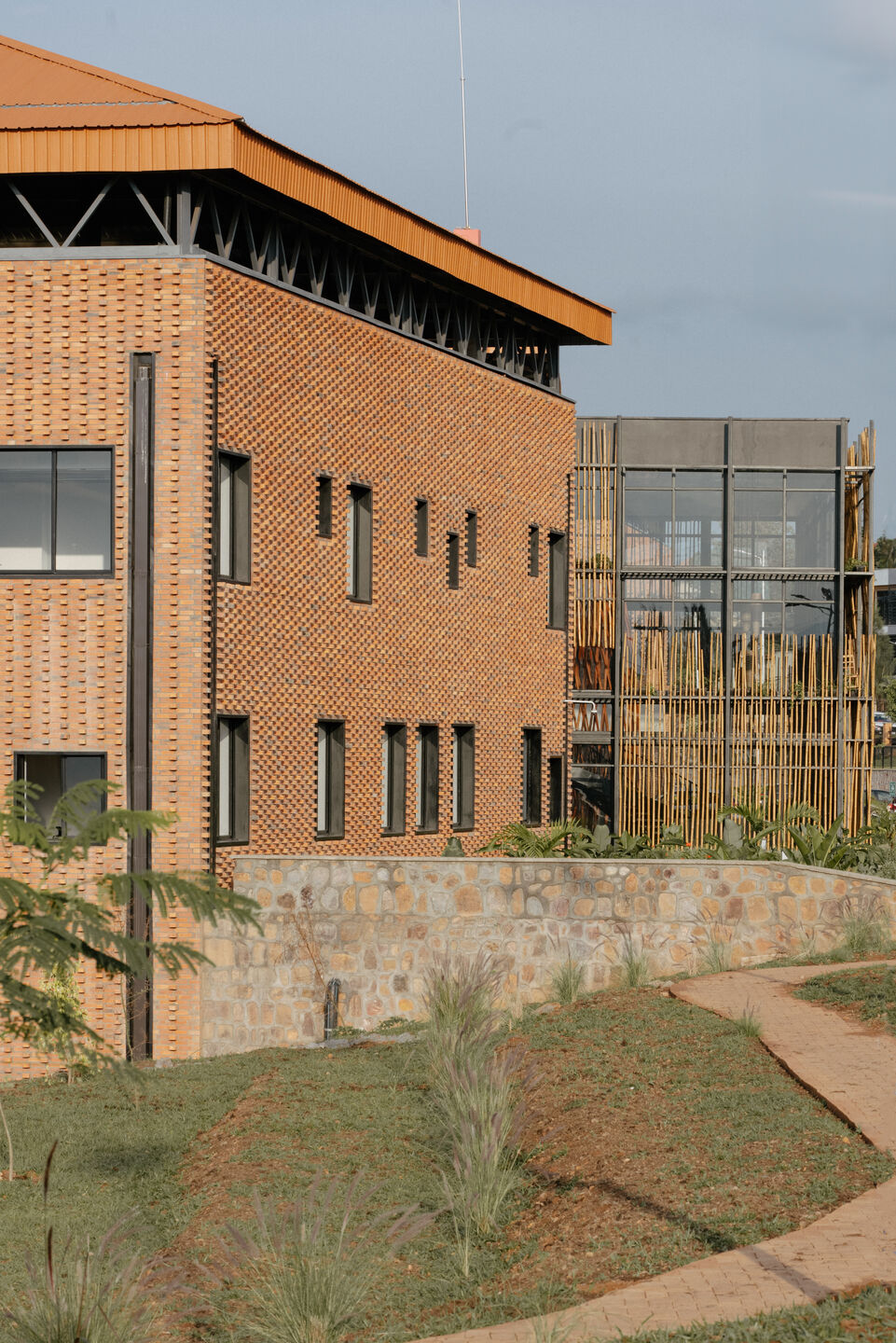 Gallery of IRCAD AFRICA | Patrick Schweitzer & Associés Architectes ...
