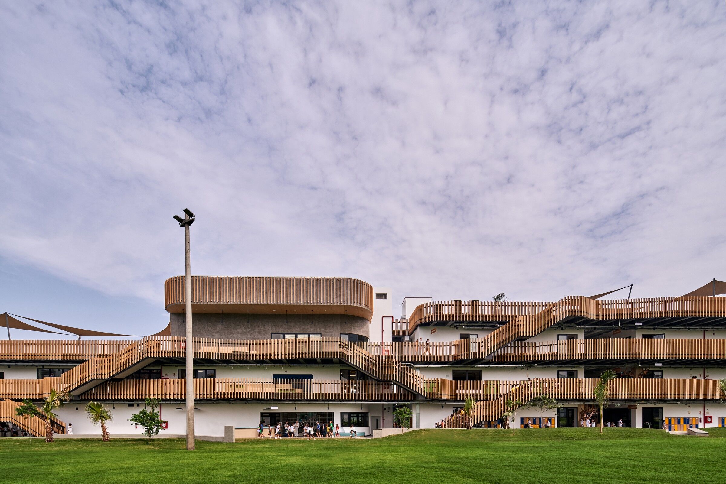 Gallery of New elementary school campus of Markham College | IDOM | Media - 4