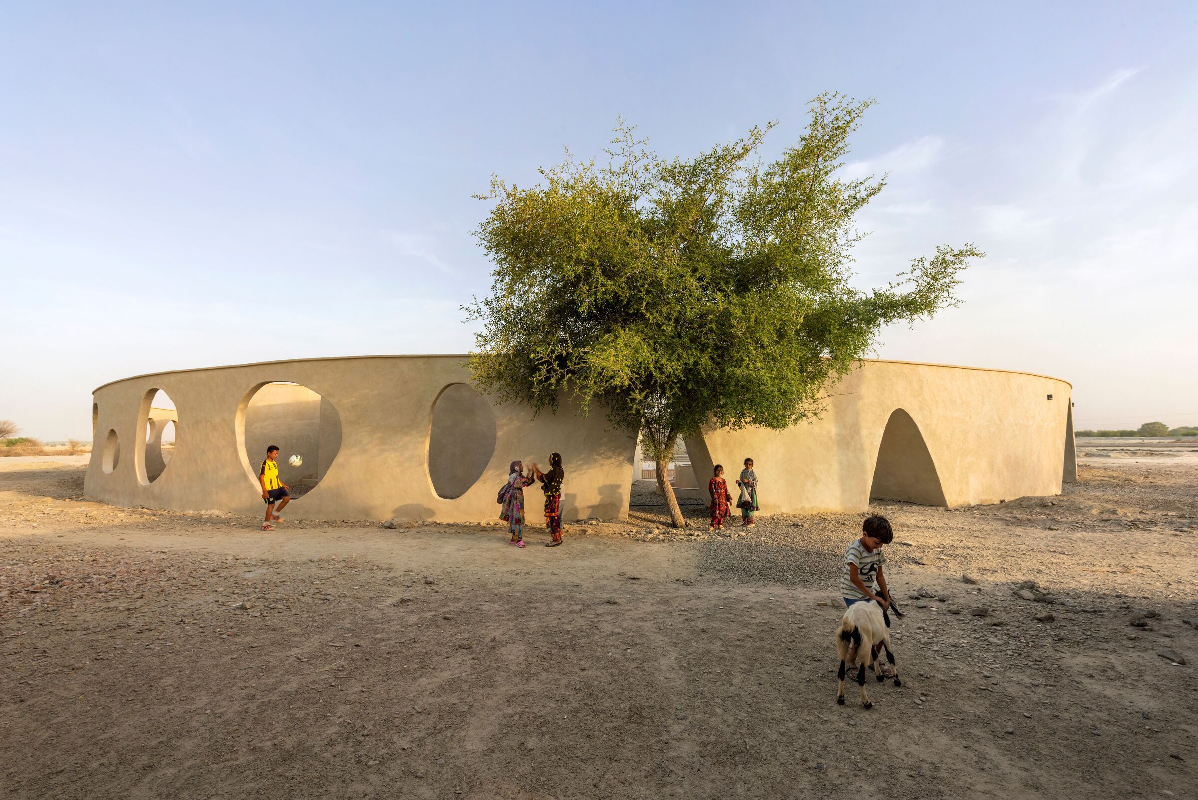Compelling design for Jadgal School by Daaz engages a rural Iranian ...
