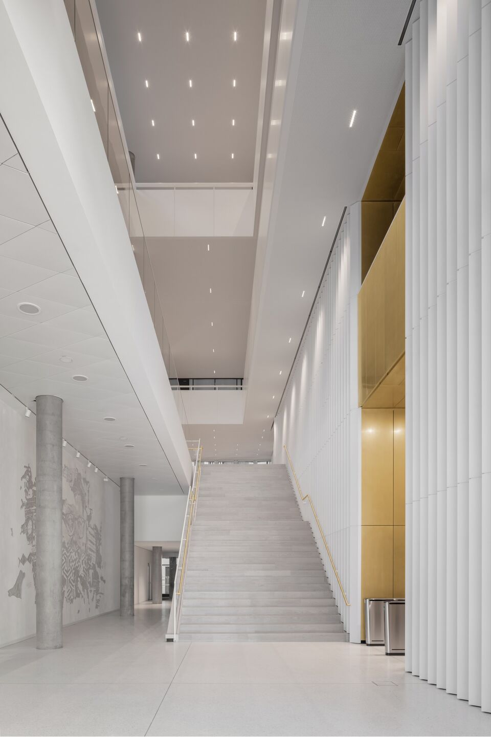 Gallery of Einz - High-rise building on Europaplatz | allmannwappner | Media - 18