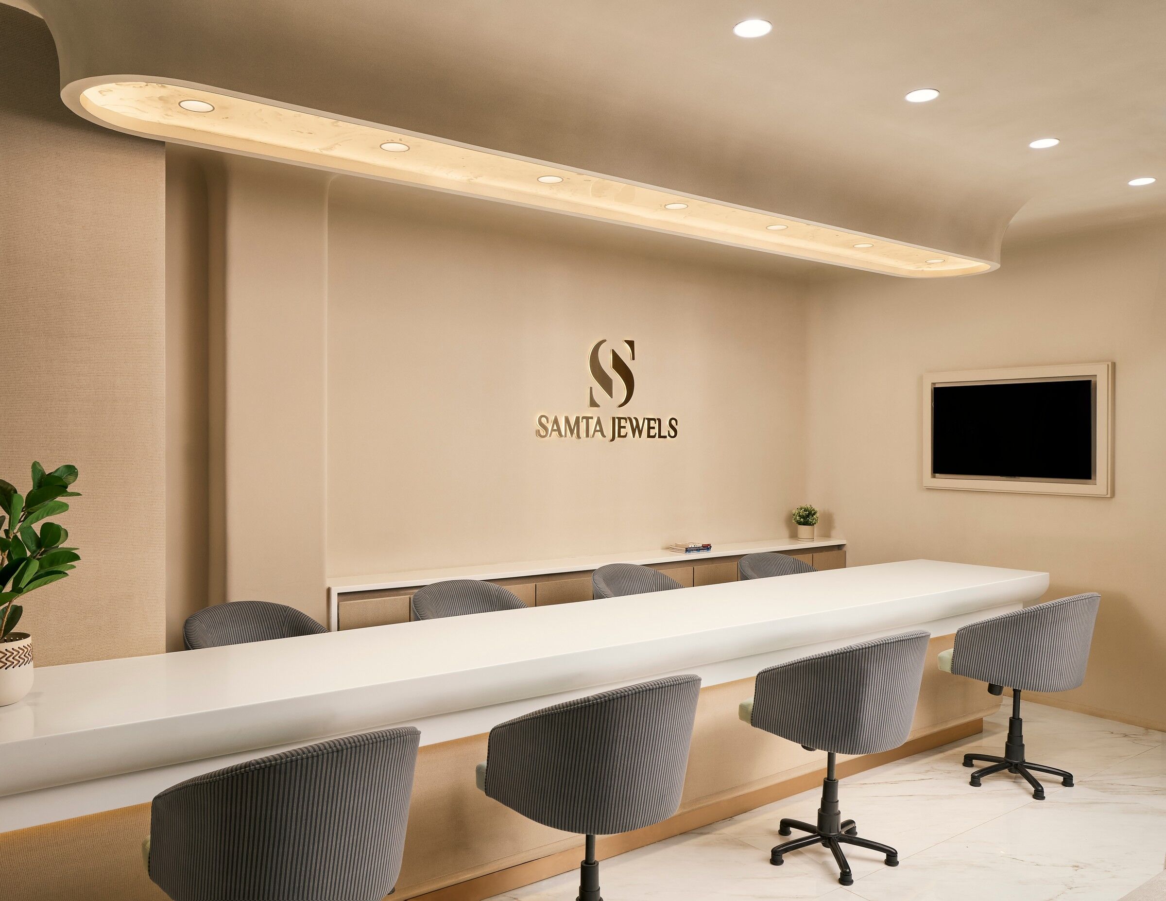 SAMTA Jewels | White Luxury Studio | Archello