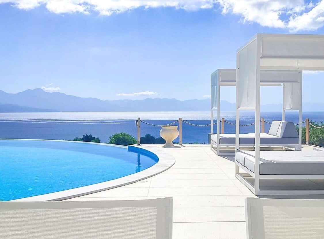 White Donkey Hotel | 10DEKA | Archello