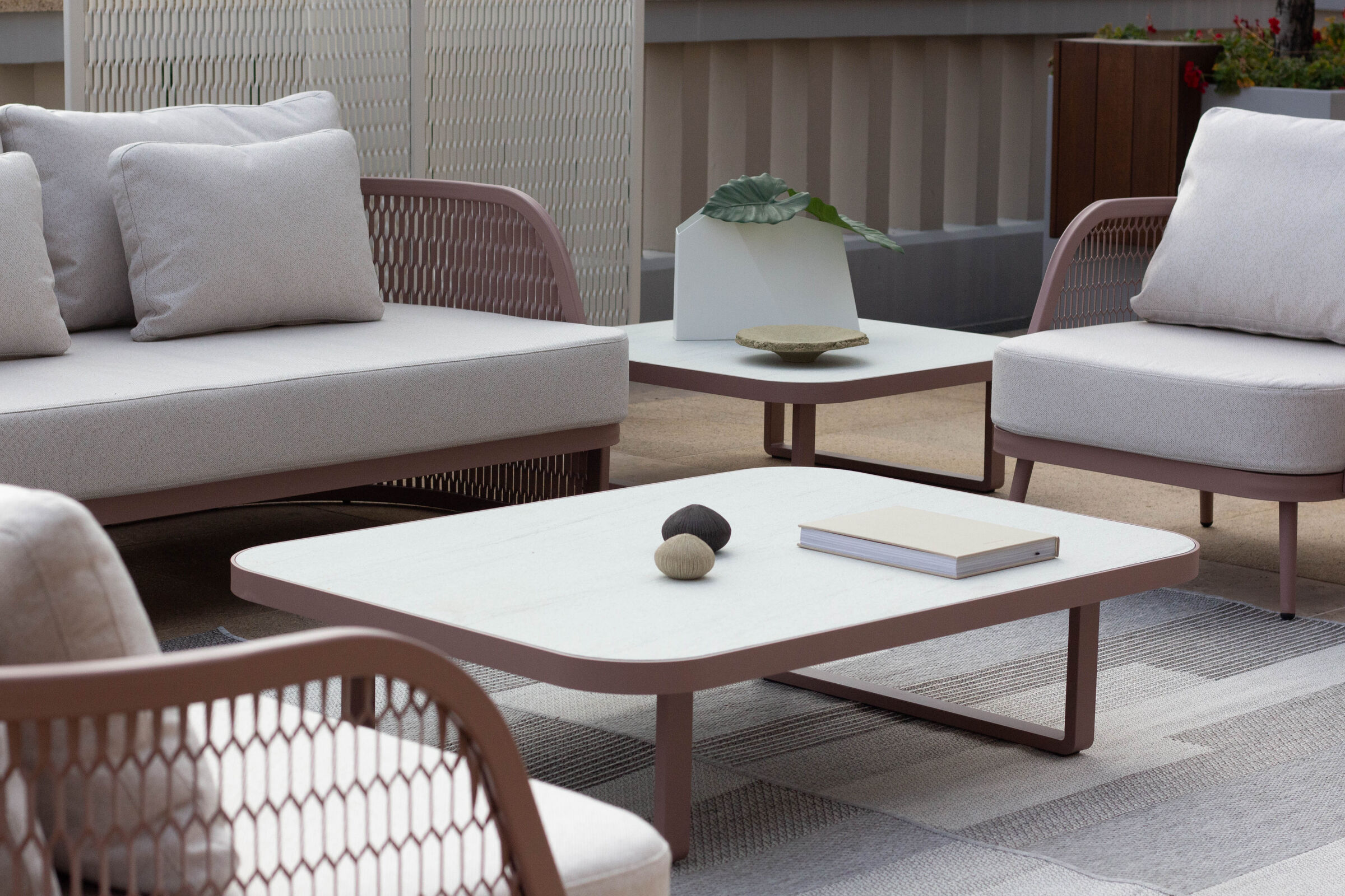 Vento Coffee Table 120 x 85 by 10DEKA | Archello