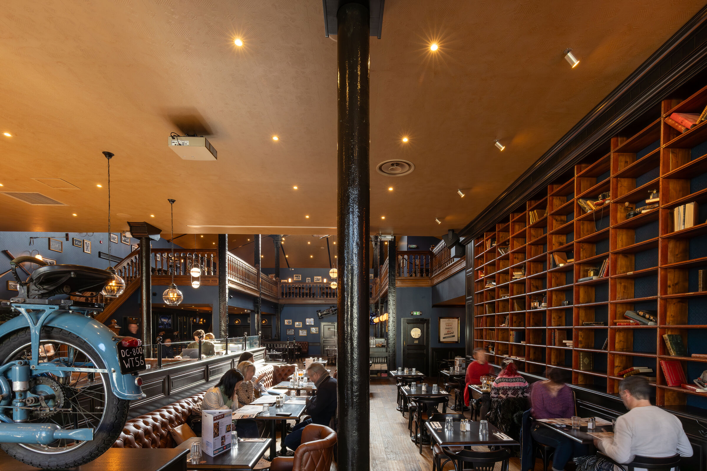 Gallery of Restaurant renovation RR001 | Architecte Paris - ACF | Media - 6