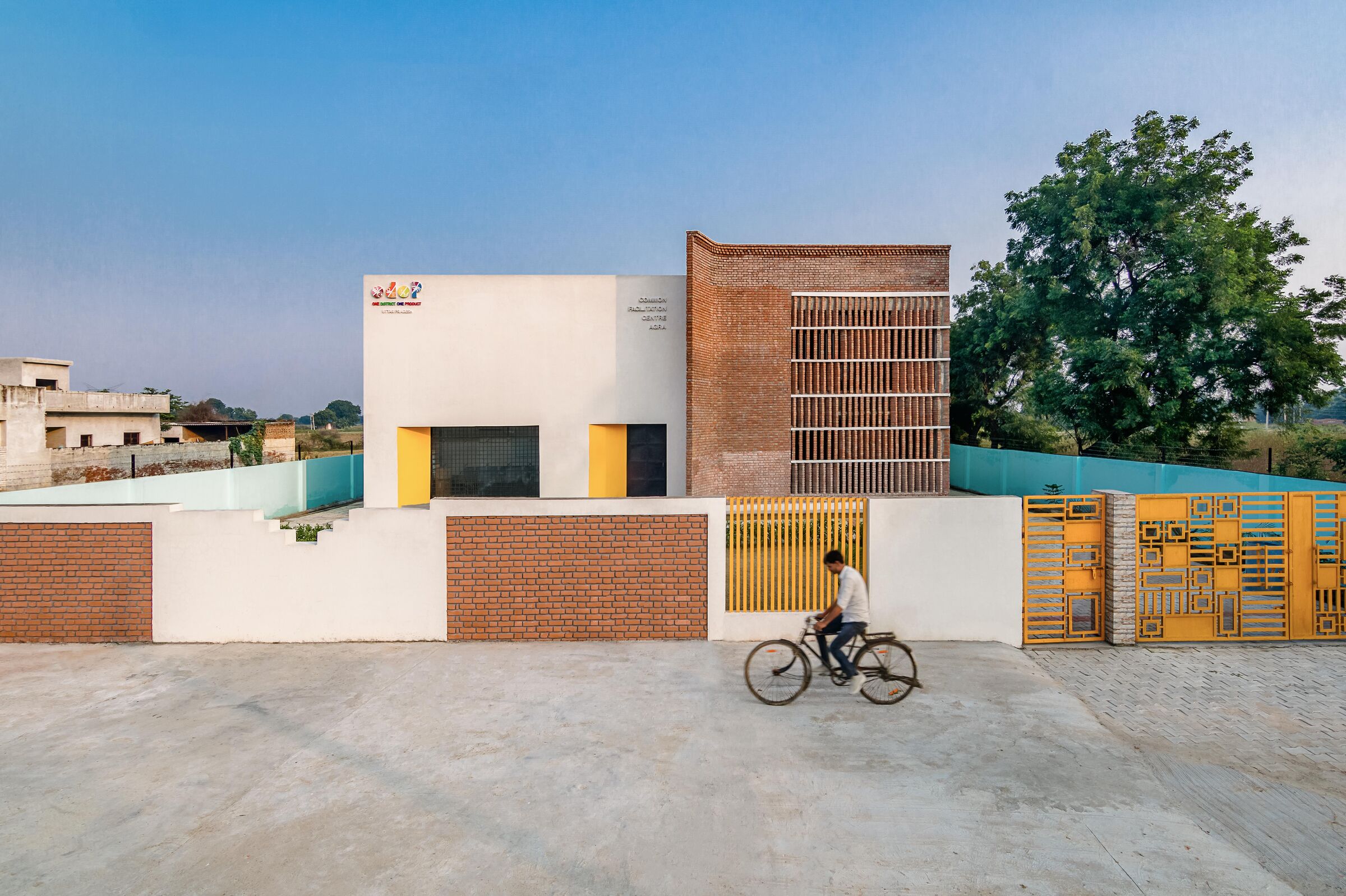 Common Facilitation Centre | Node Urban Lab | Archello