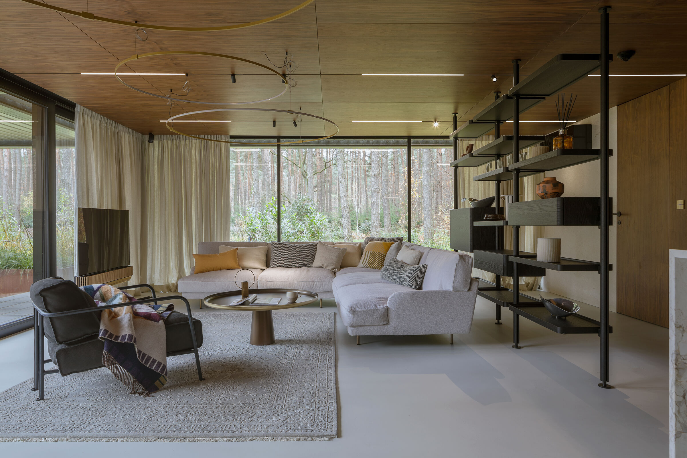 Yacht-inspired Holiday Home | HOLA Design | Archello