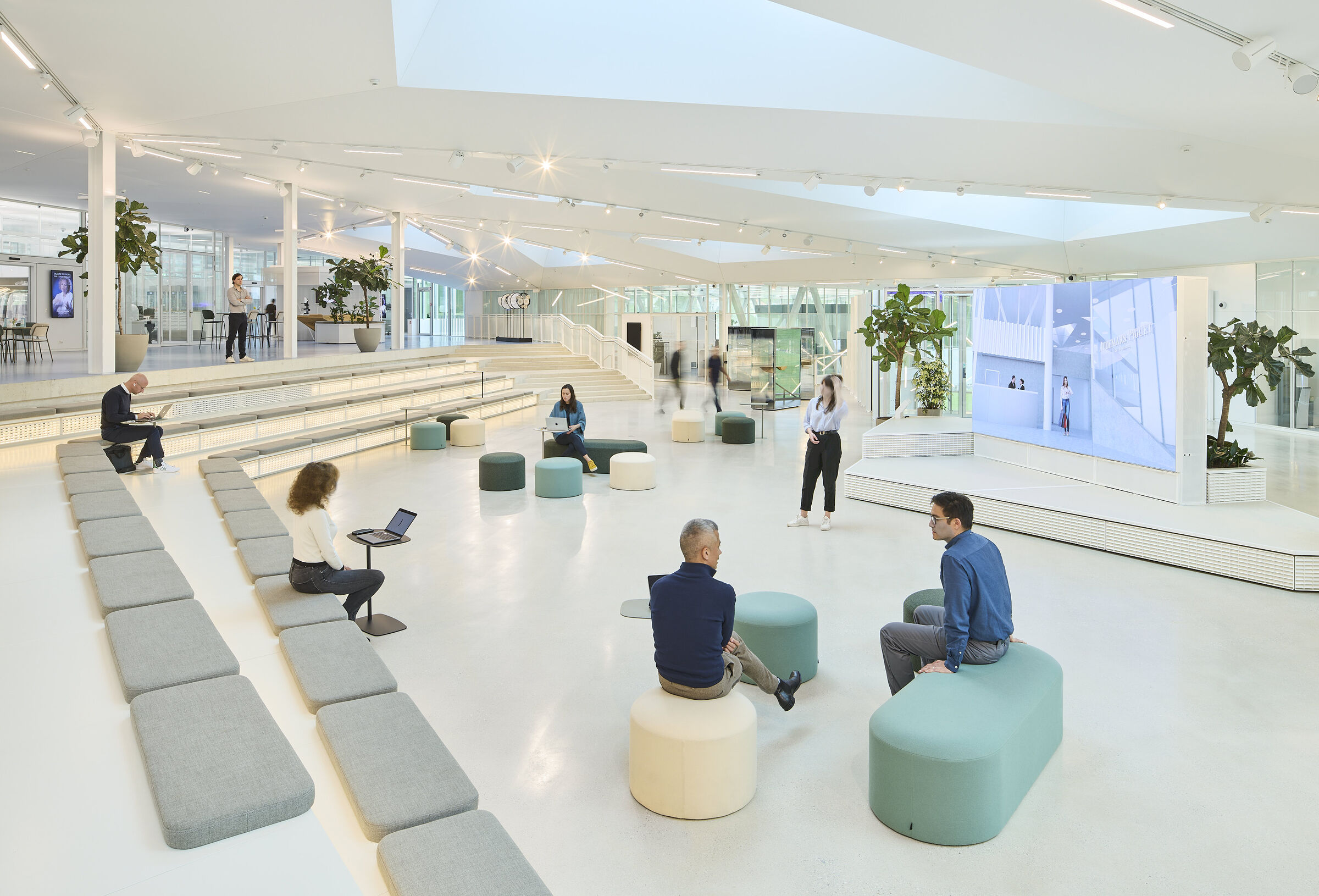 Audemars Piguet Manufacture Les Signoles | Studio Banana | Archello