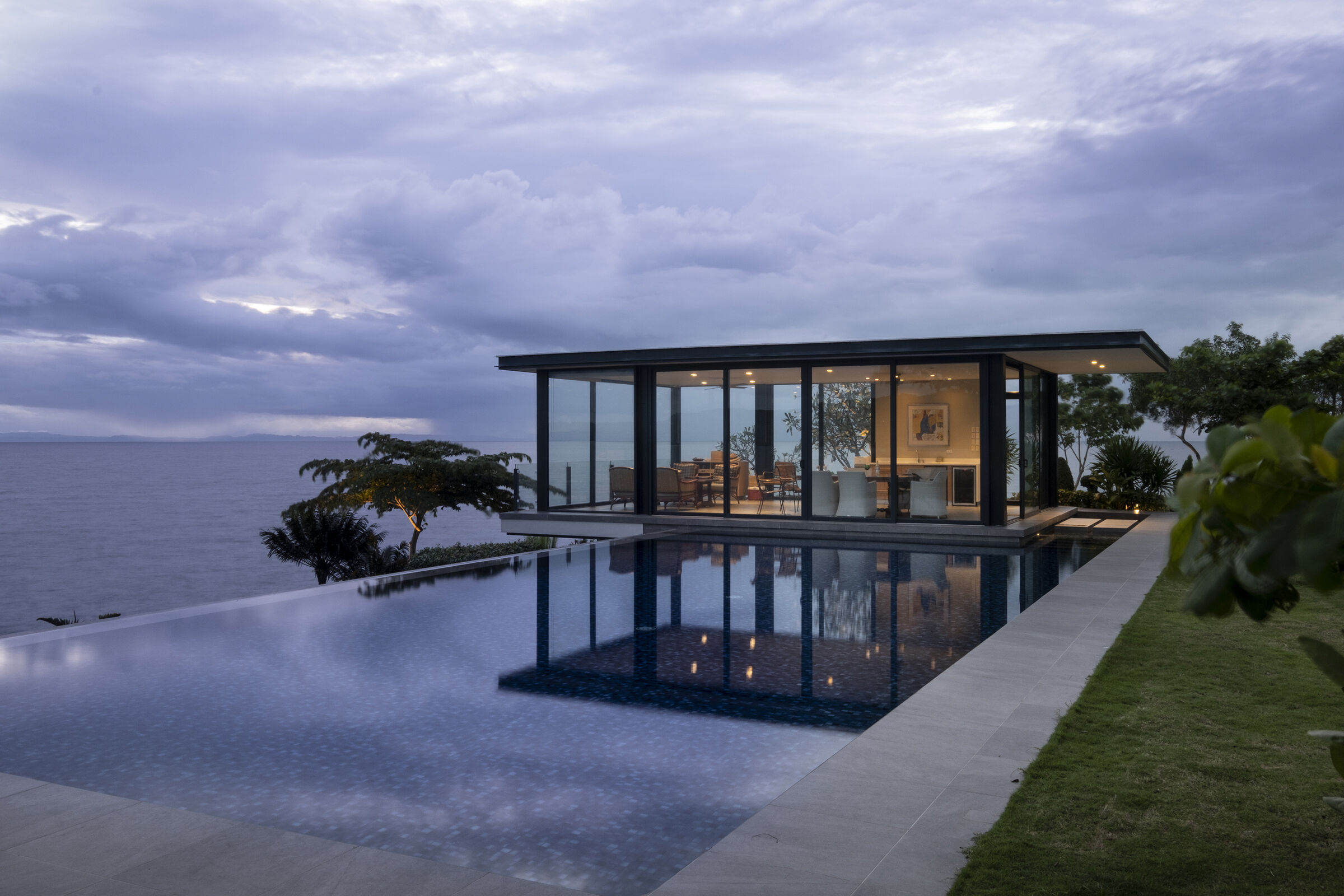 Cliff House Villas | zubu design associates | Archello
