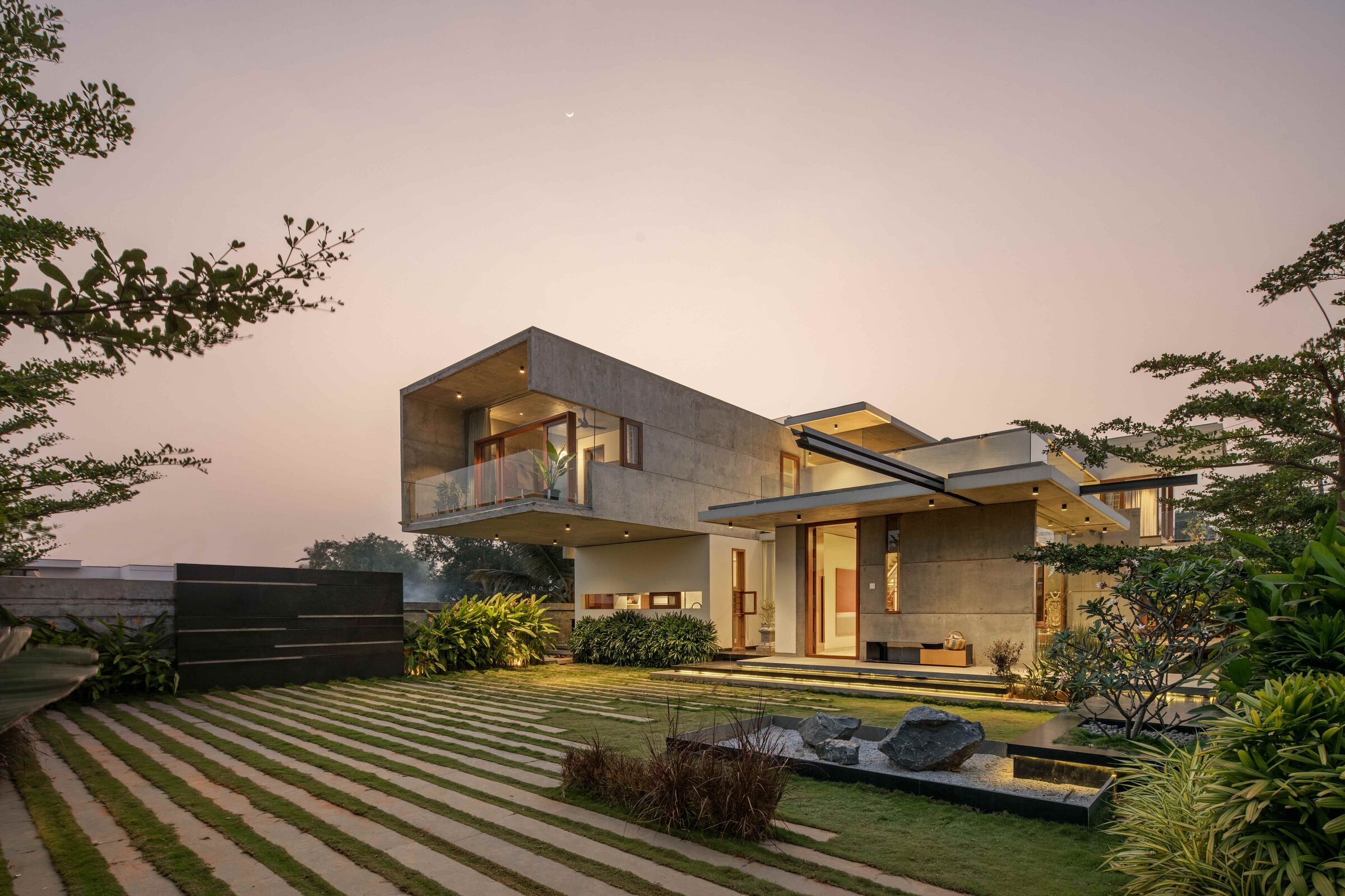 Gallery of The Quarry House | Crest Architects | Media - 3