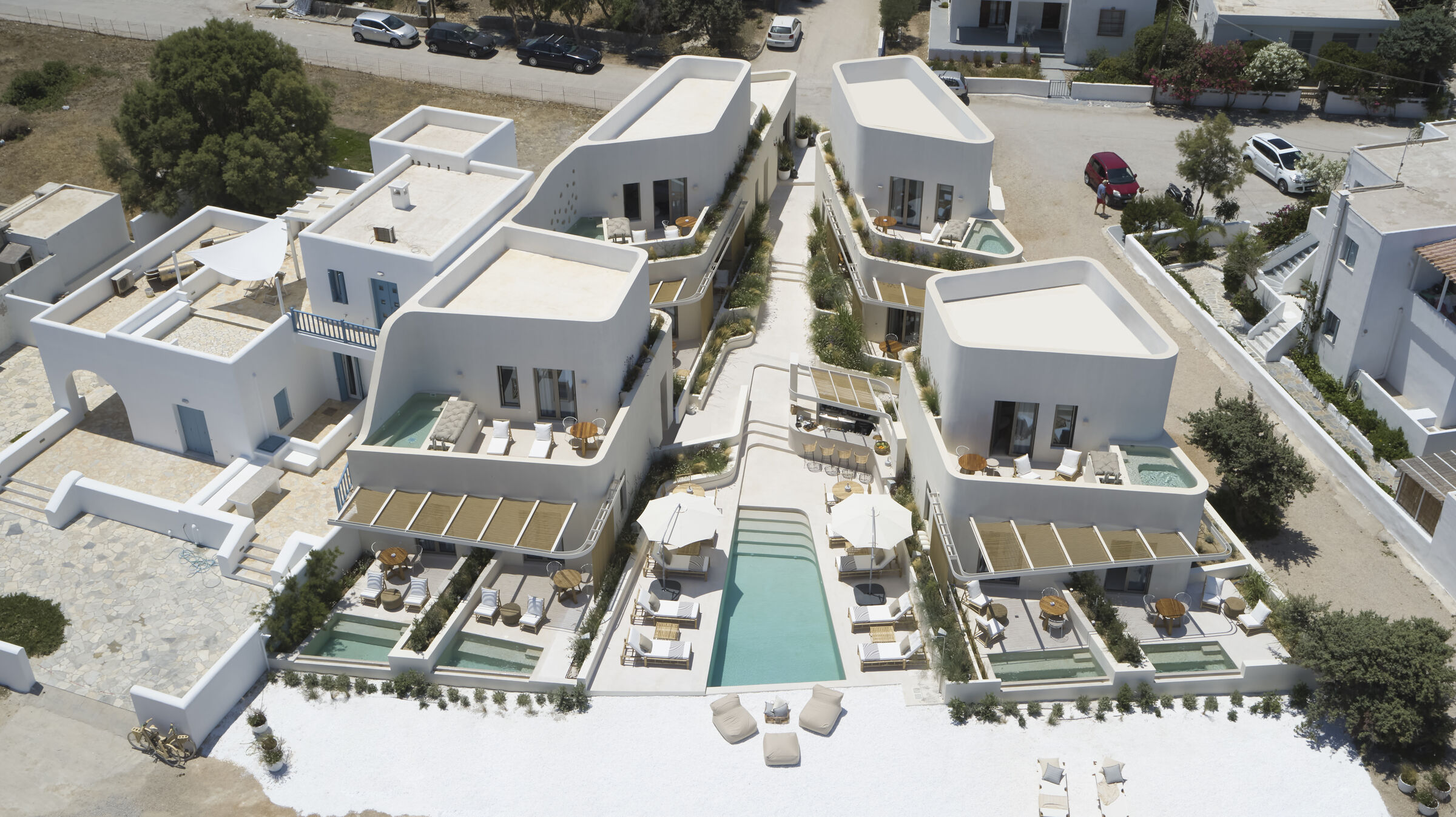 White Pebble Suites | KKMK - Karagianni Karamali Architects | Archello