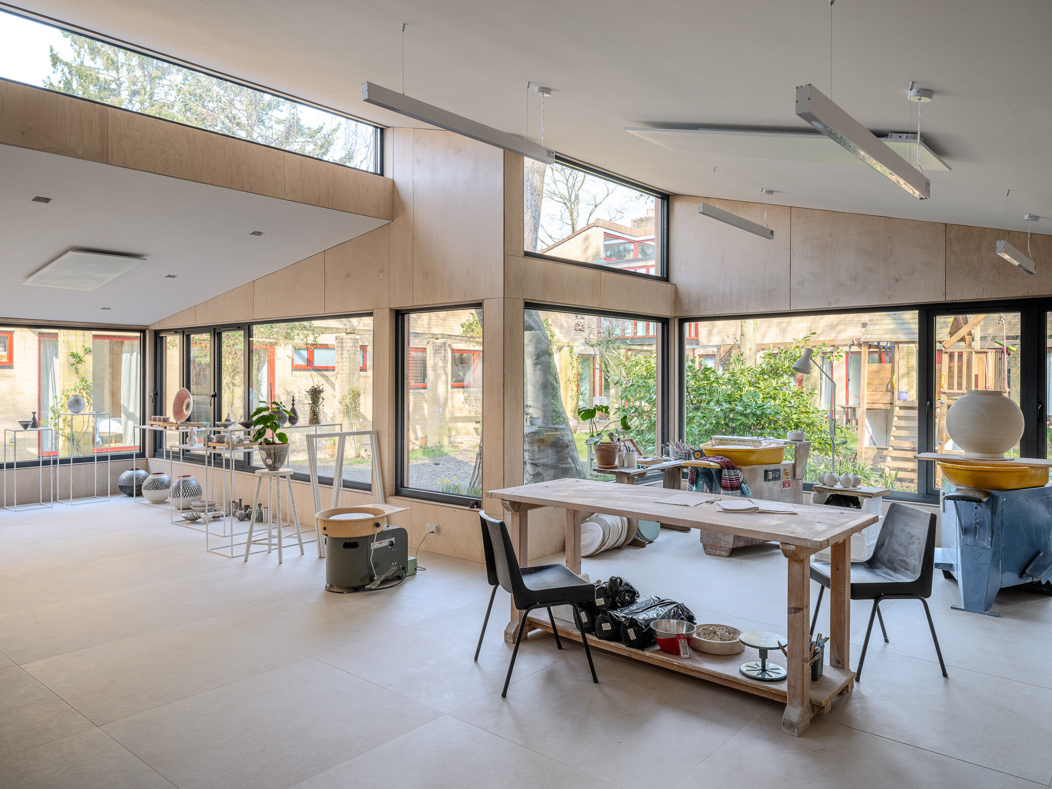 Gallery of Ceramic Artist's Home Studio | Okopod | Media - 3