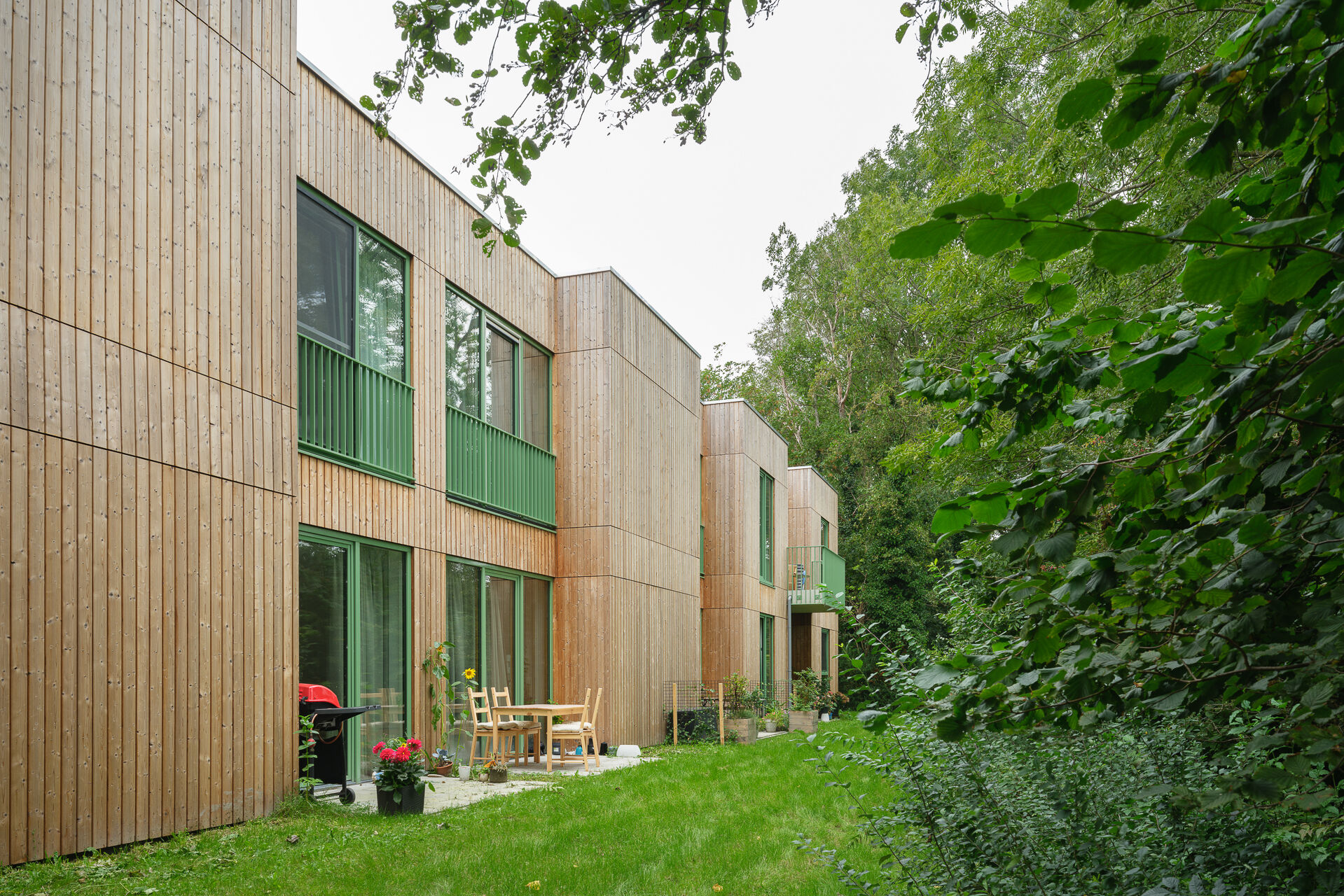 Gallery of Moos: A Green and Social Housing Revolution | concrete ...