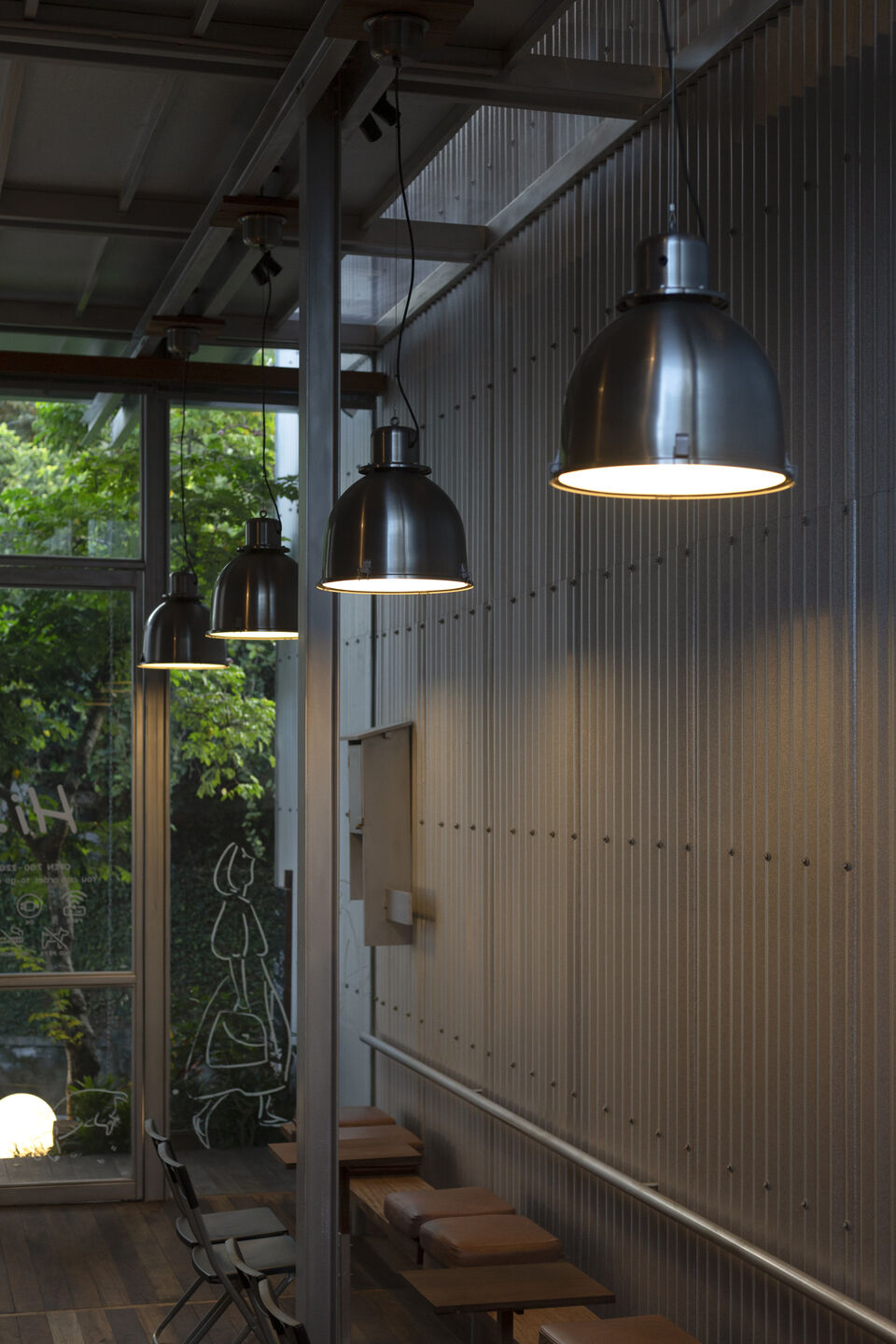 Gallery of Ton Corner Coffee Shop | TON Architects | Media - 4