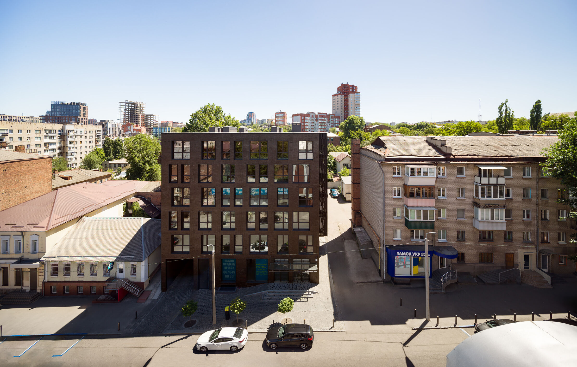 Cube Building | ArchObraz | Archello