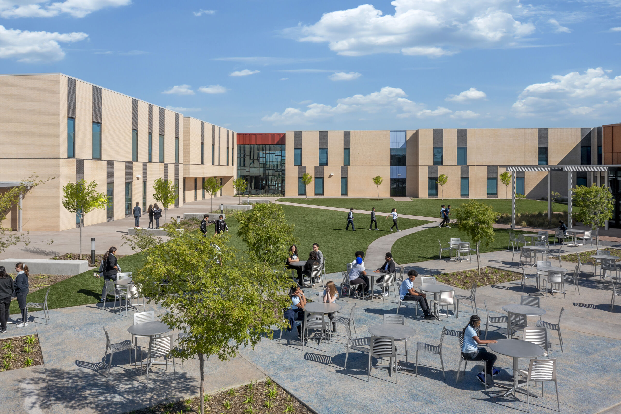 Gallery of Uplift Education Luna Campus | HKS | Media - 4