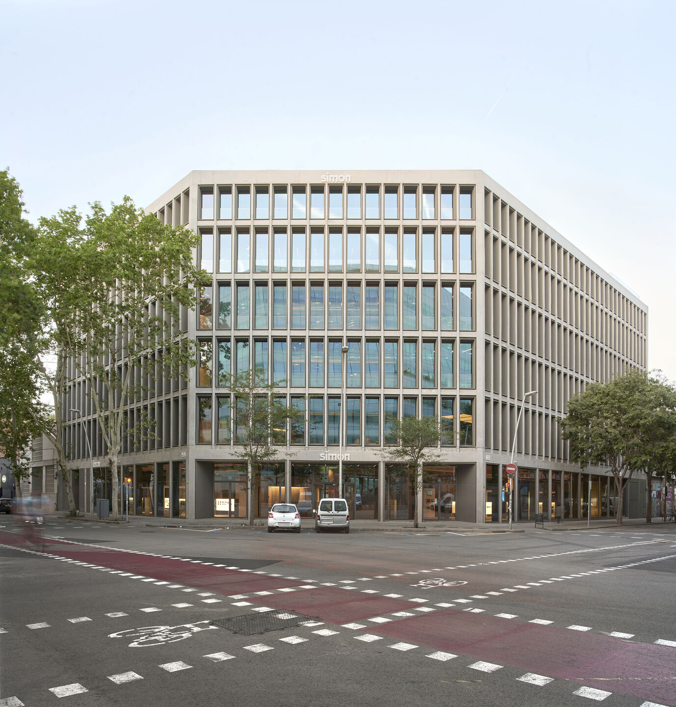 Simon SWITCH - New Headquarters | b720 Fermín Vázquez Arquitectos | Archello