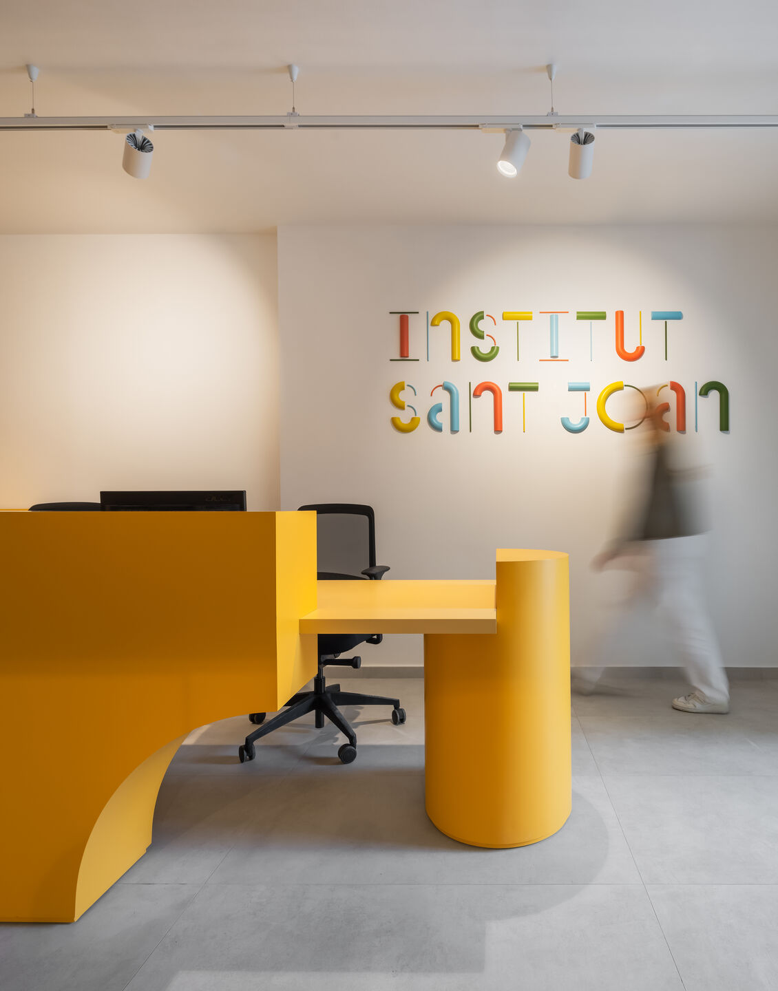 A bespoke project inspired by orthopedic practice | Rai Pinto Studio | Archello