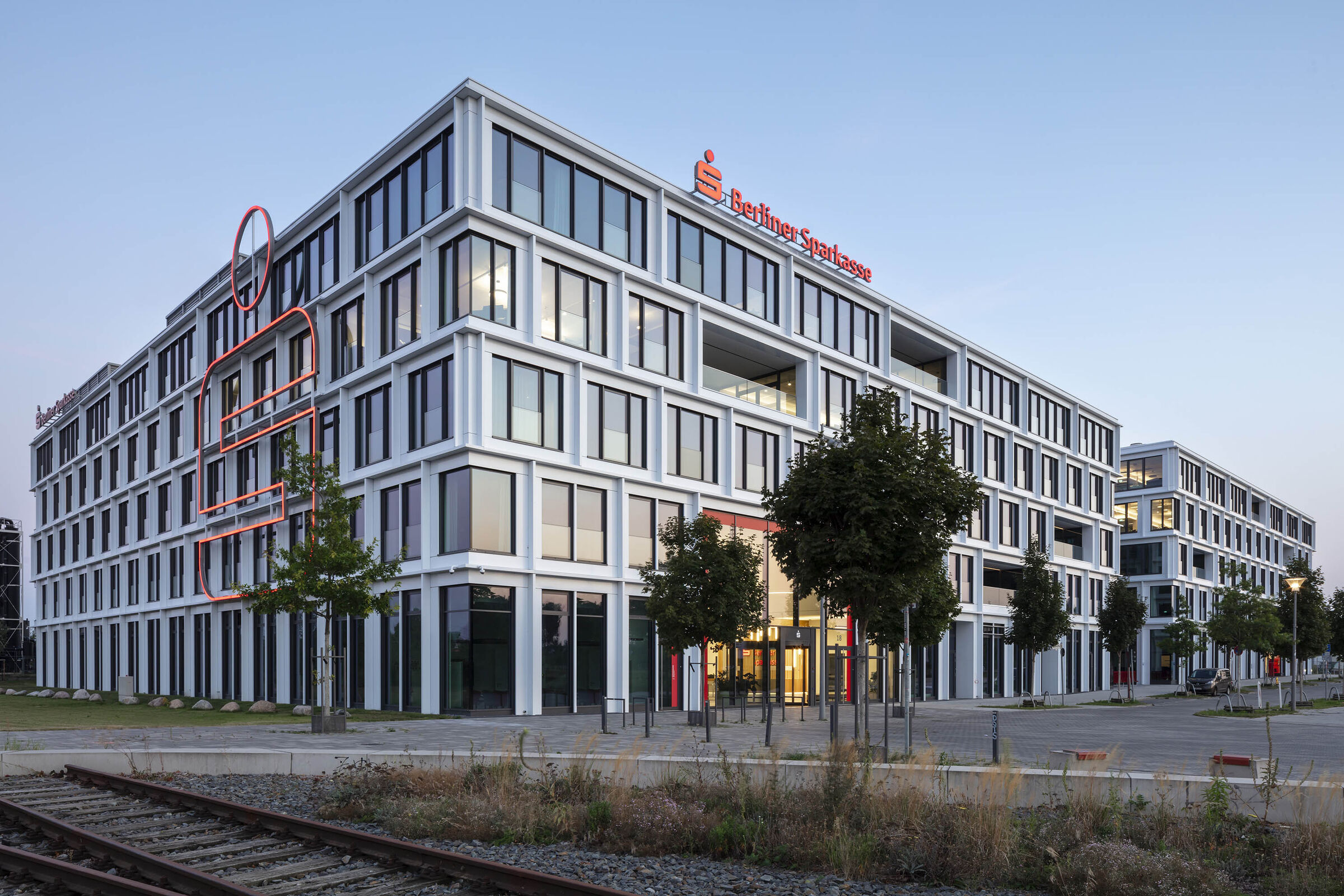 Headquarters of Berliner Sparkasse | TCHOBAN VOSS Architekten | Archello