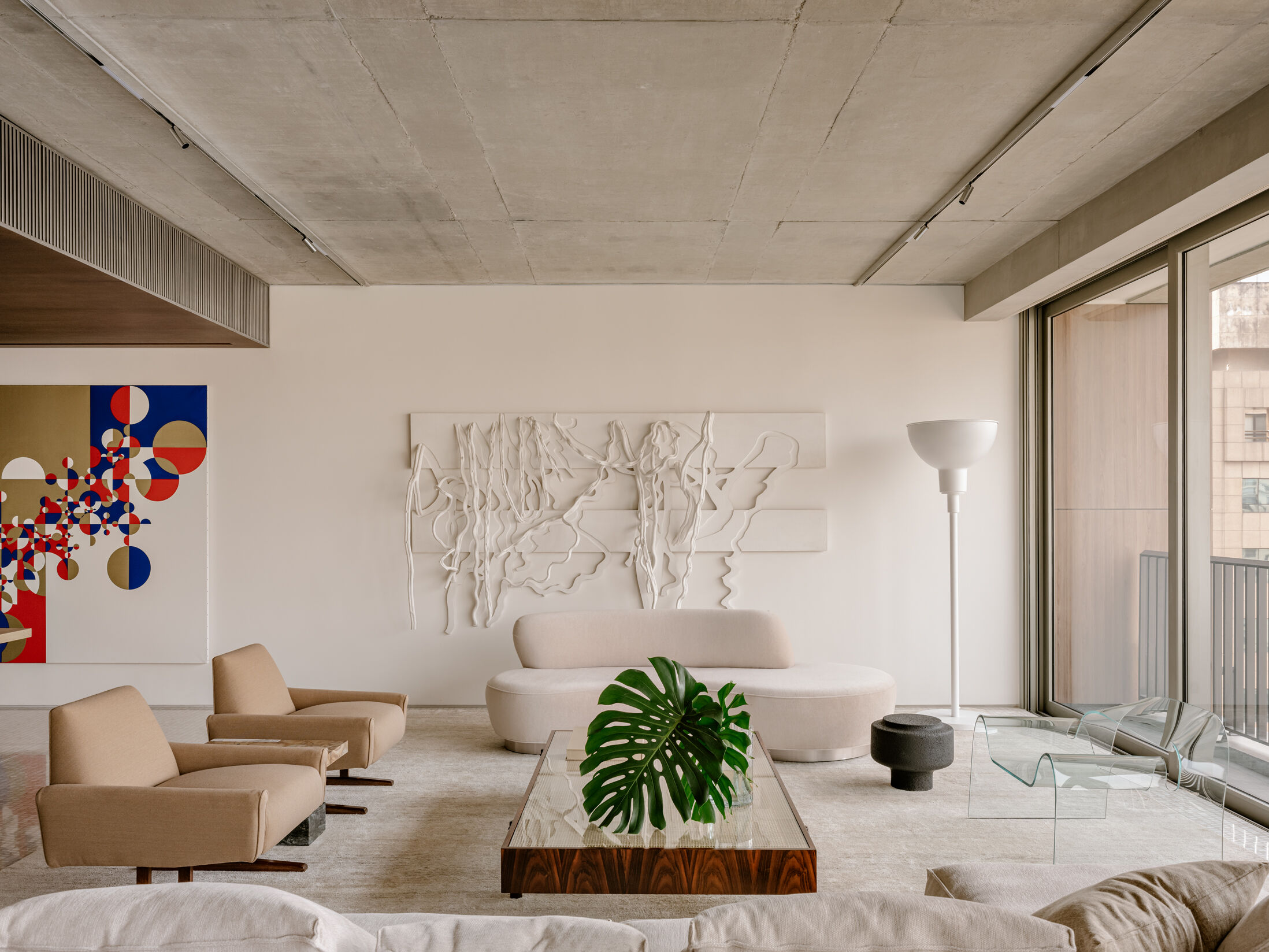 Terrazzo apartment | Studio Arthur Casas | Archello