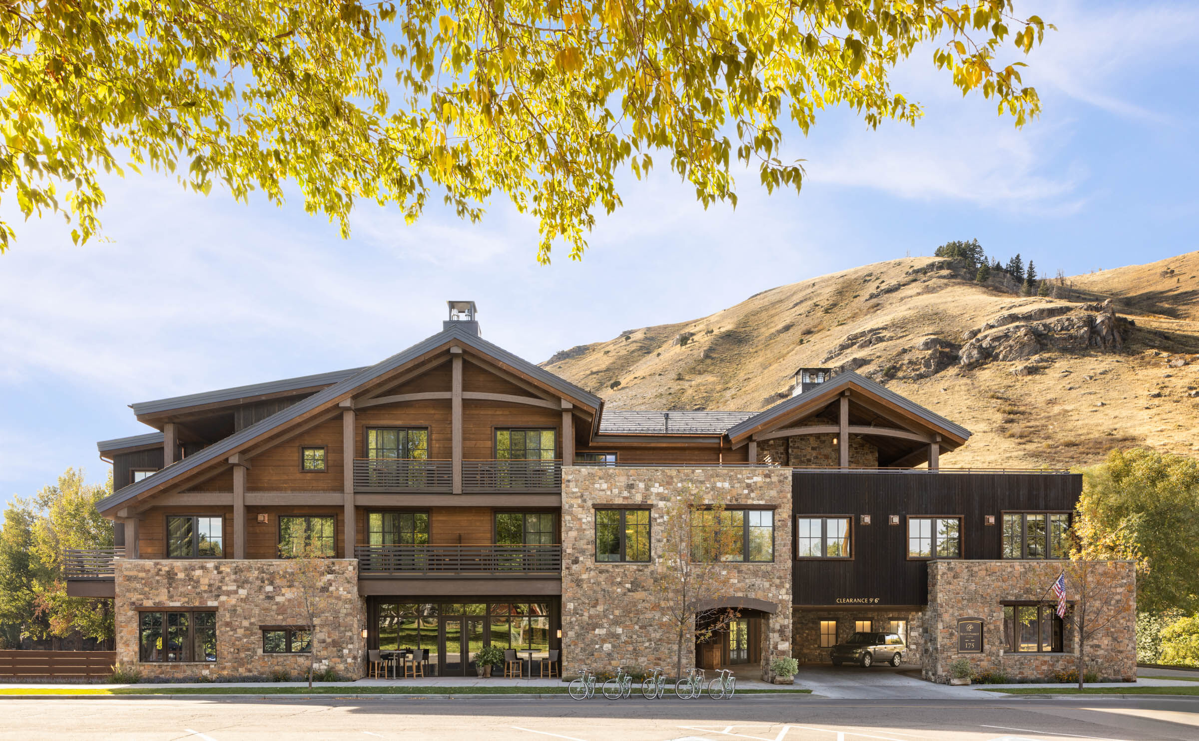 RUSTY PARROT LODGE | Rowland+Broughton Architecture and Urban Design ...