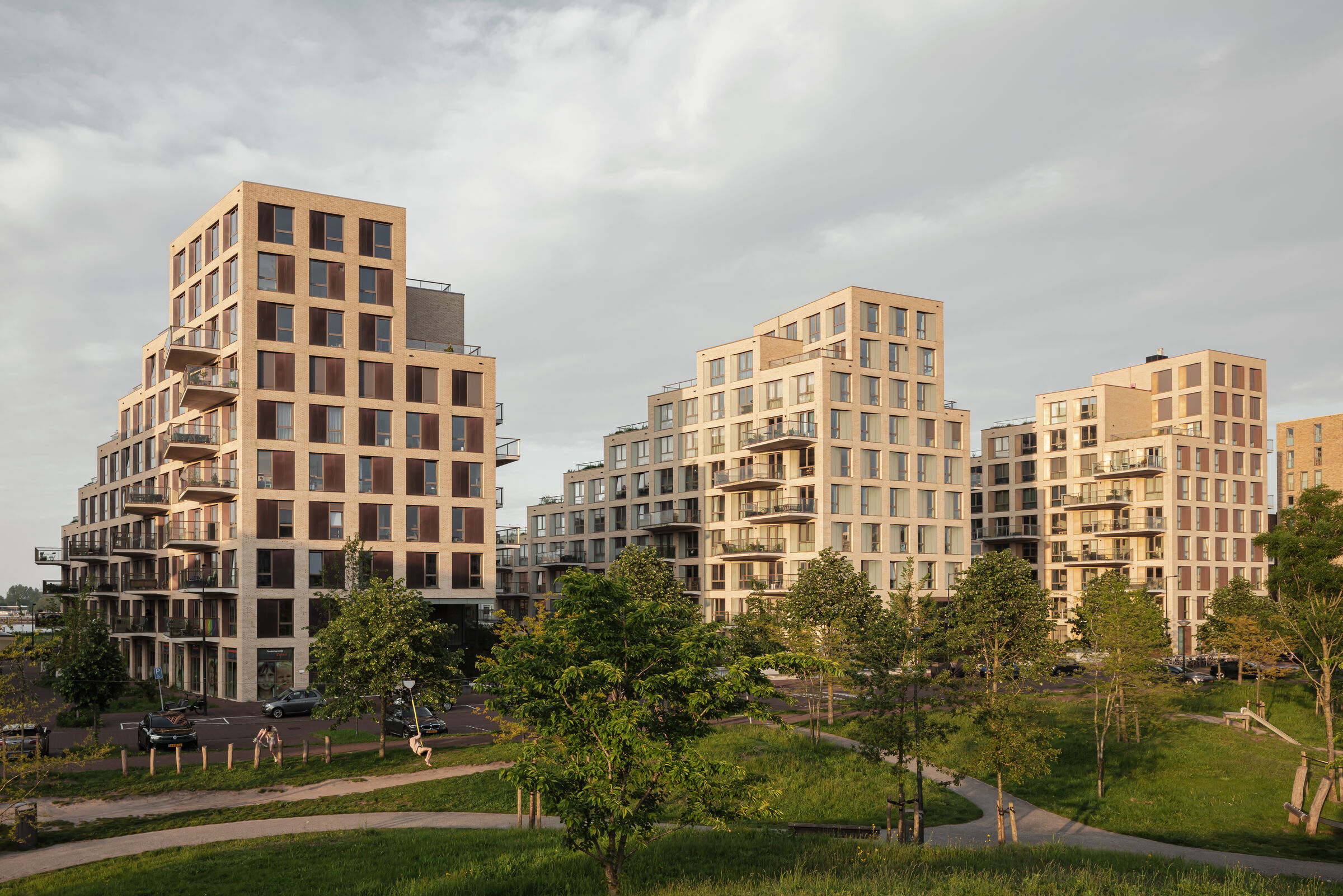 Heroes | Arons en Gelauff architecten | Archello