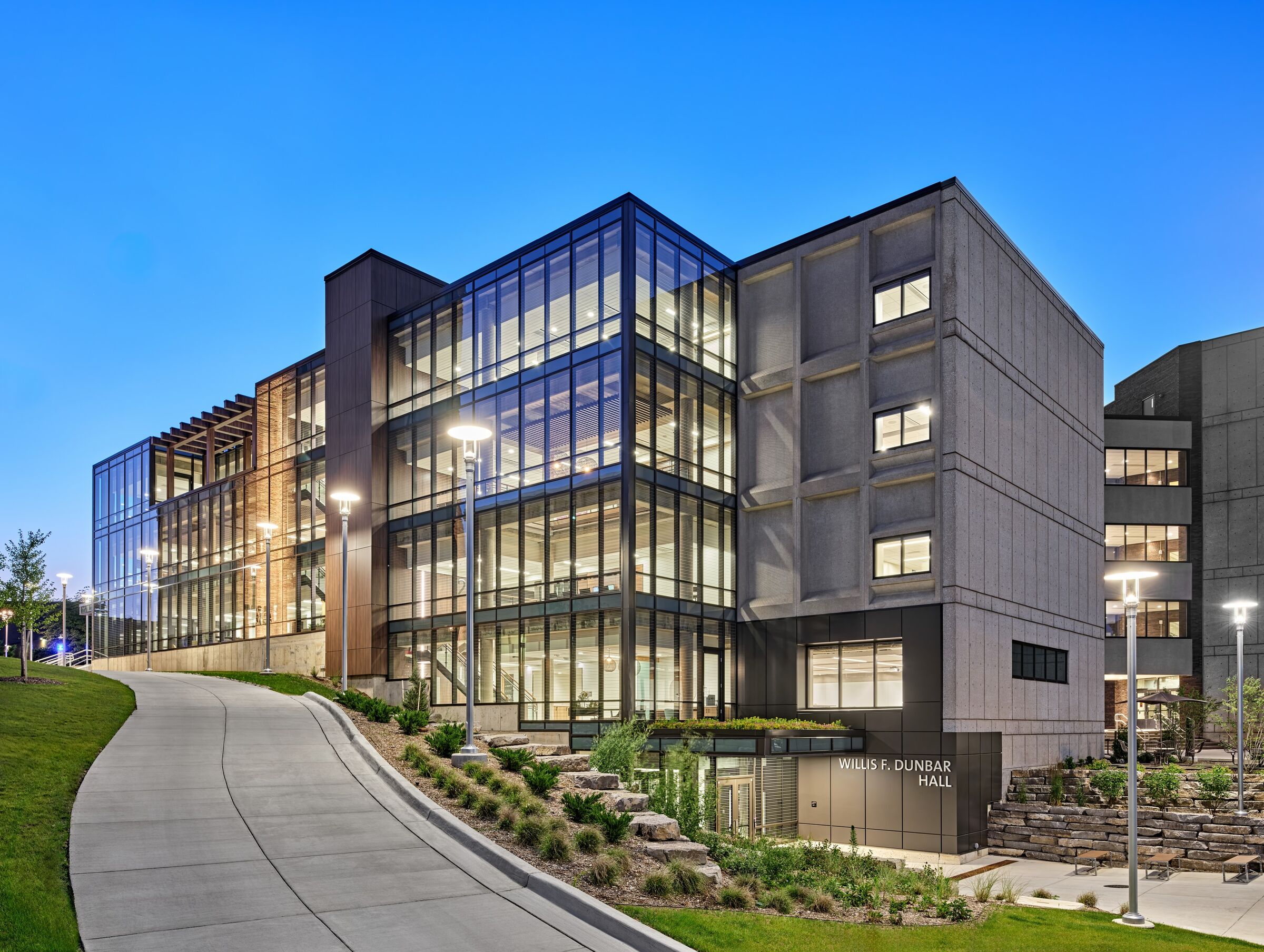 Western Michigan University – Dunbar Hall | HGA | Archello