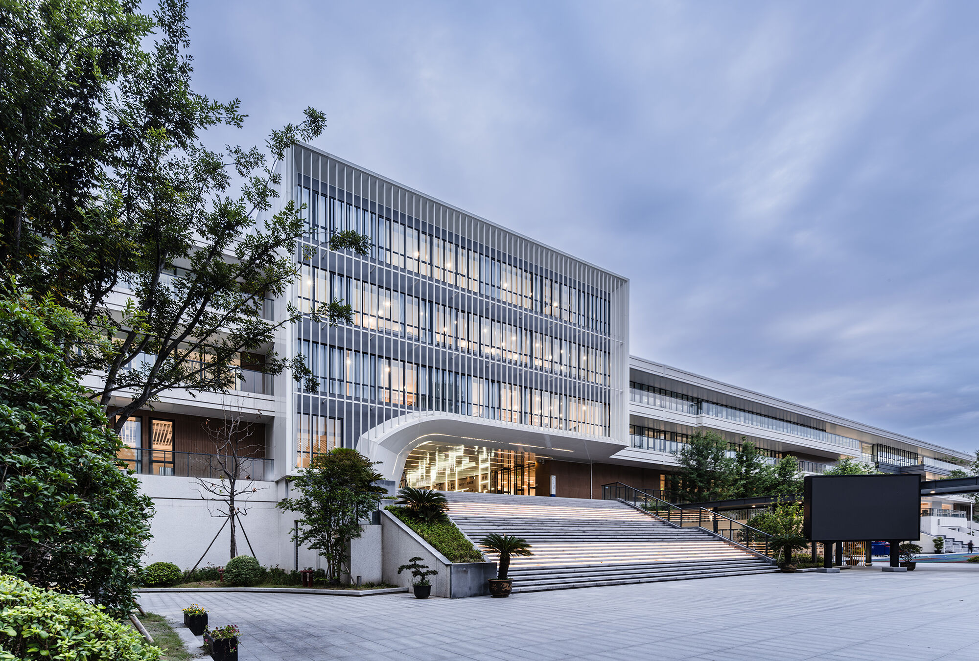Gallery of Linping No.3 Middle School Fenghe Road Campus | GLA Design | Media - 7