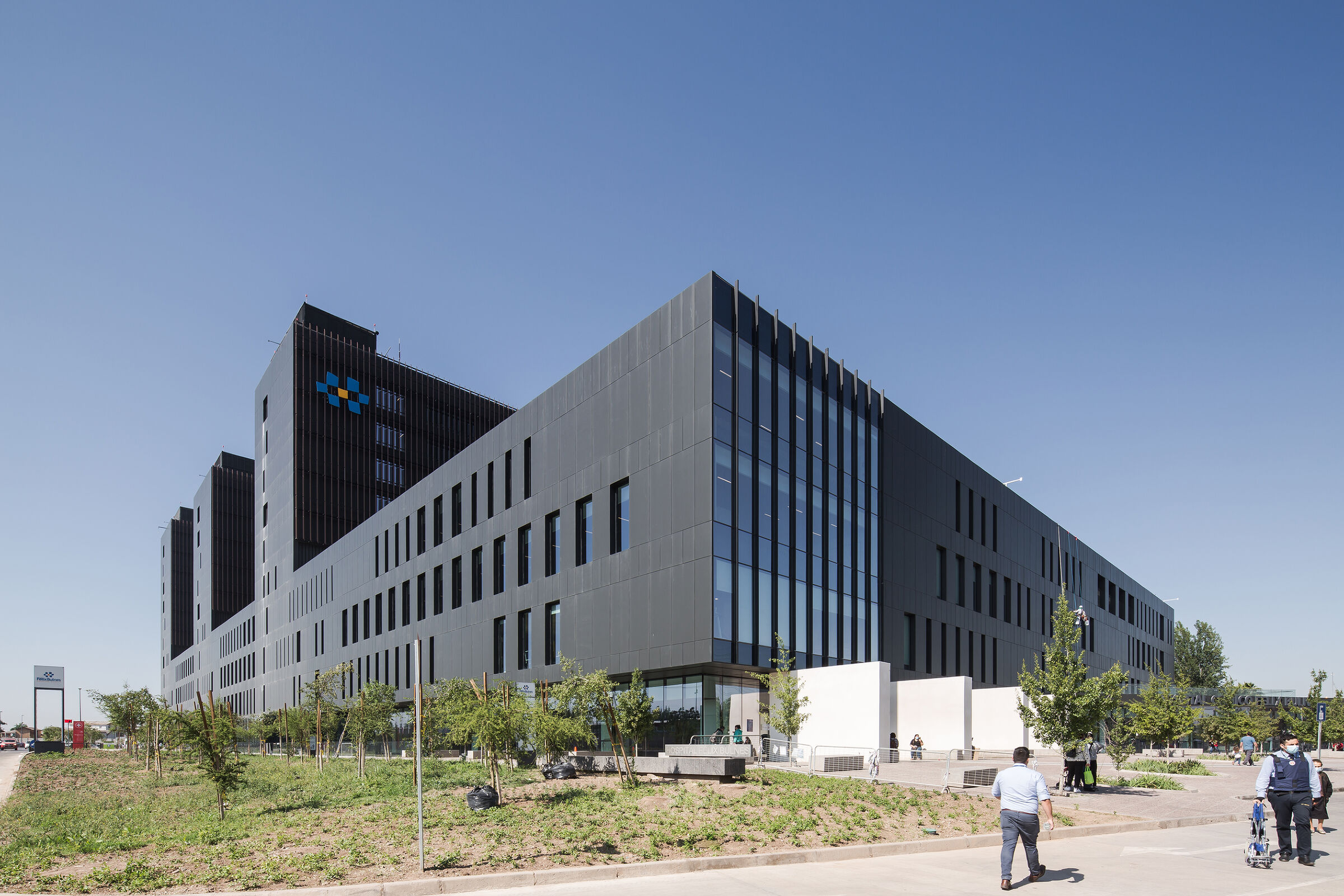 Felix Bulnes Hospital | Bbats Architects | Archello